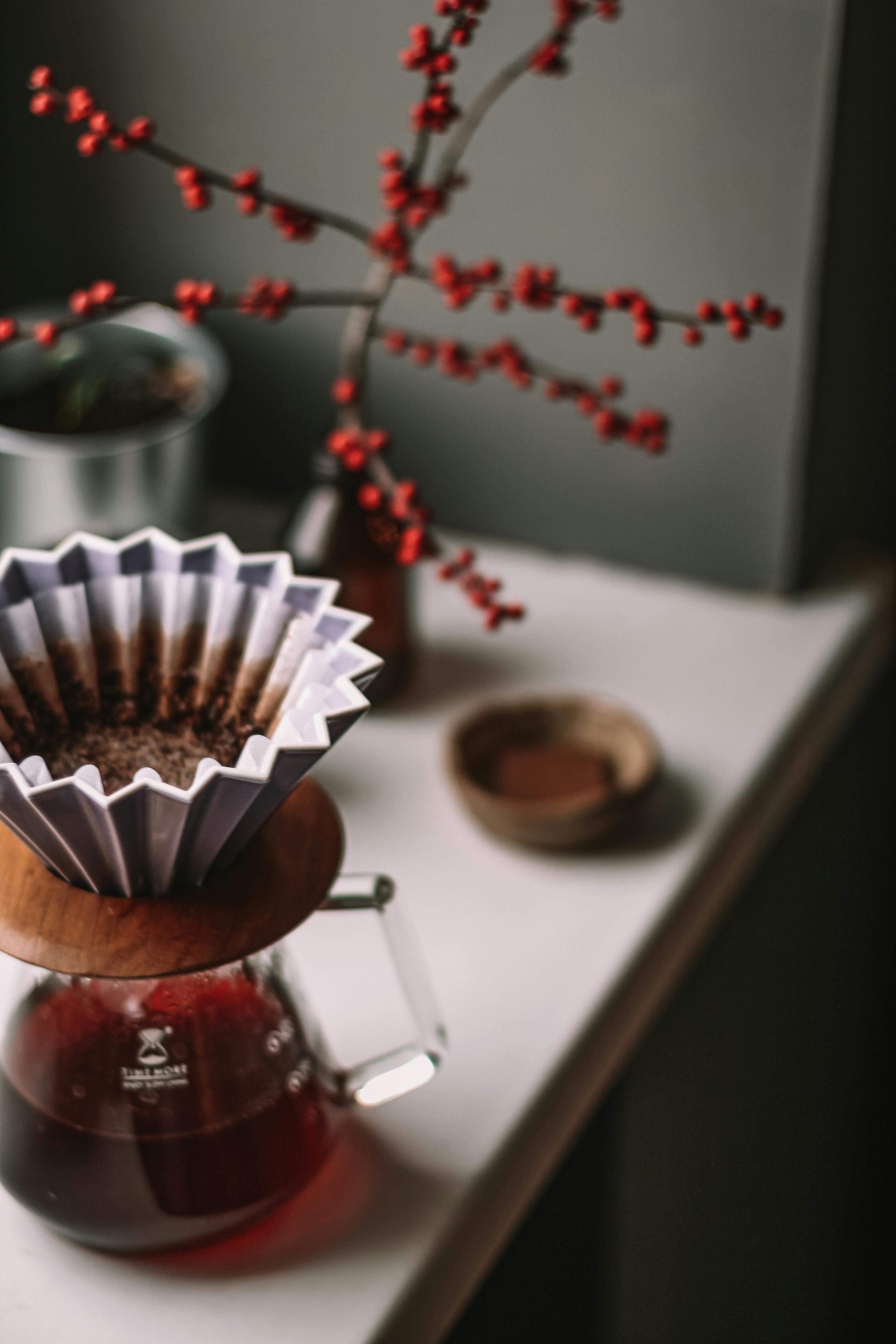Close-Up Shot of a Coffee Maker · Free Stock Photo
