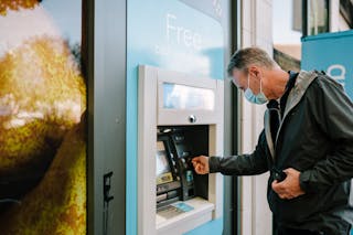 Bankomat ATM Machines: US and Swedish Comparison Revealed