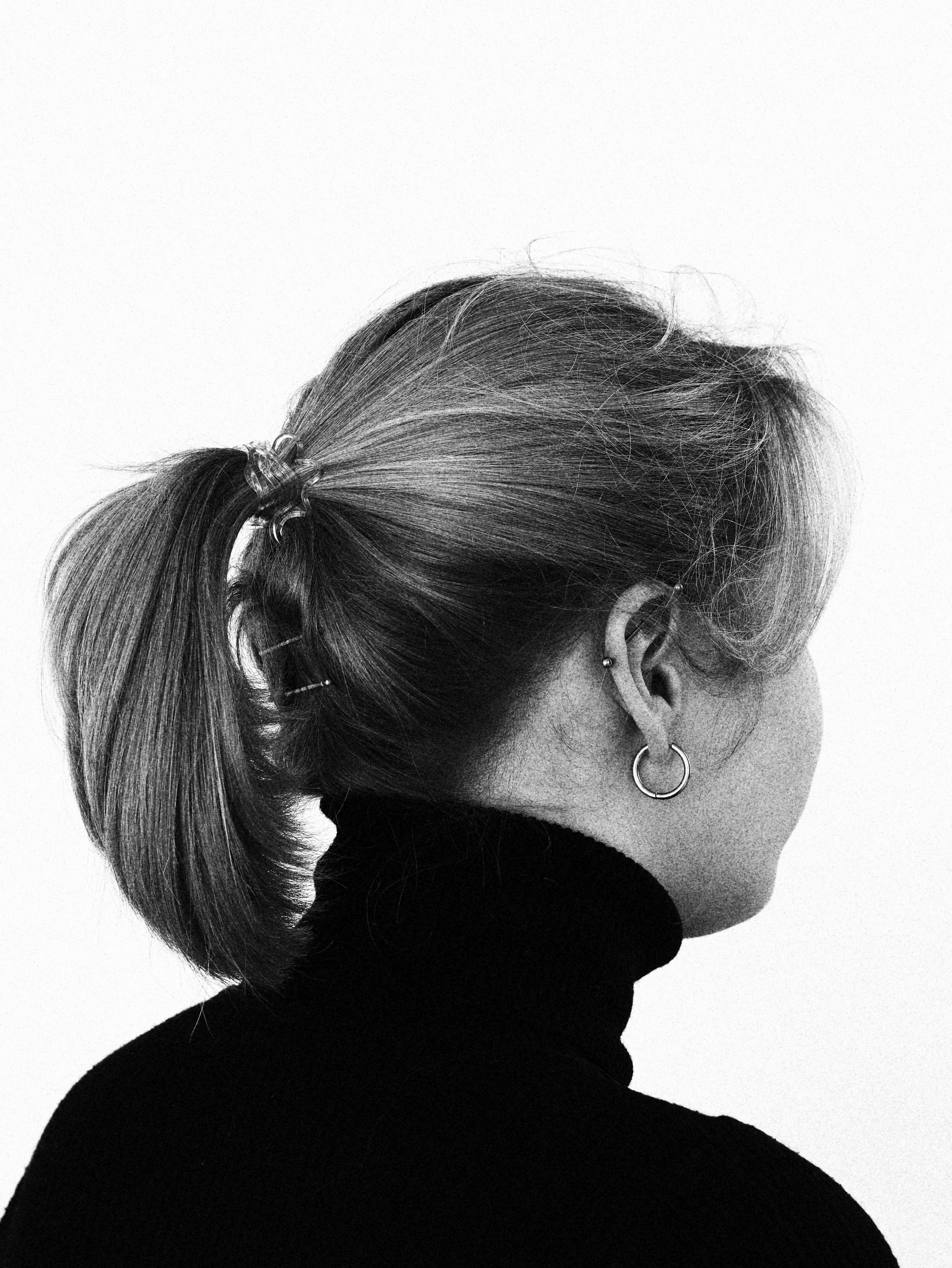 Pulling Ponytail Photos, Download The BEST Free Pulling Ponytail Stock ...