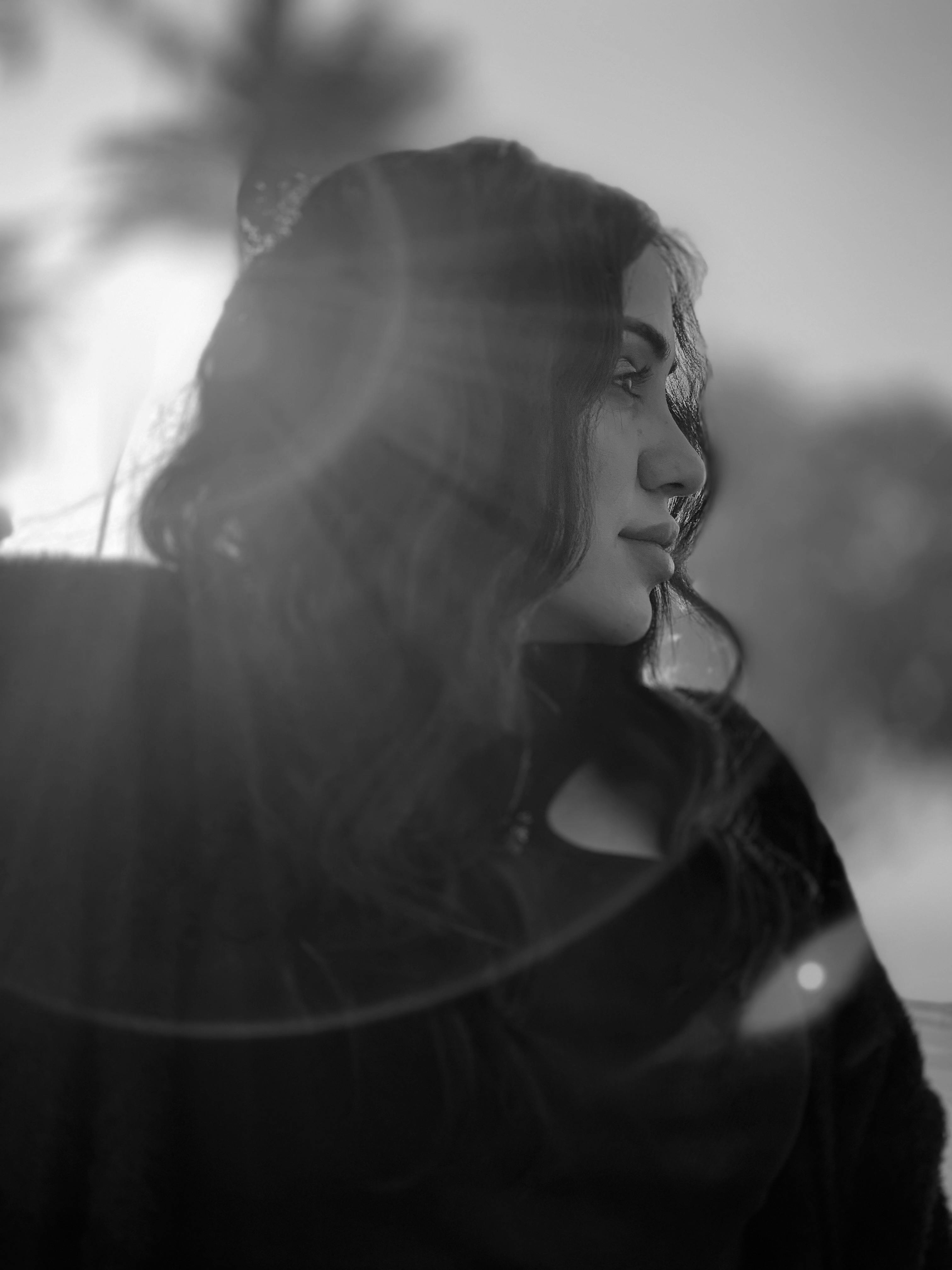 Woman's Face · Free Stock Photo