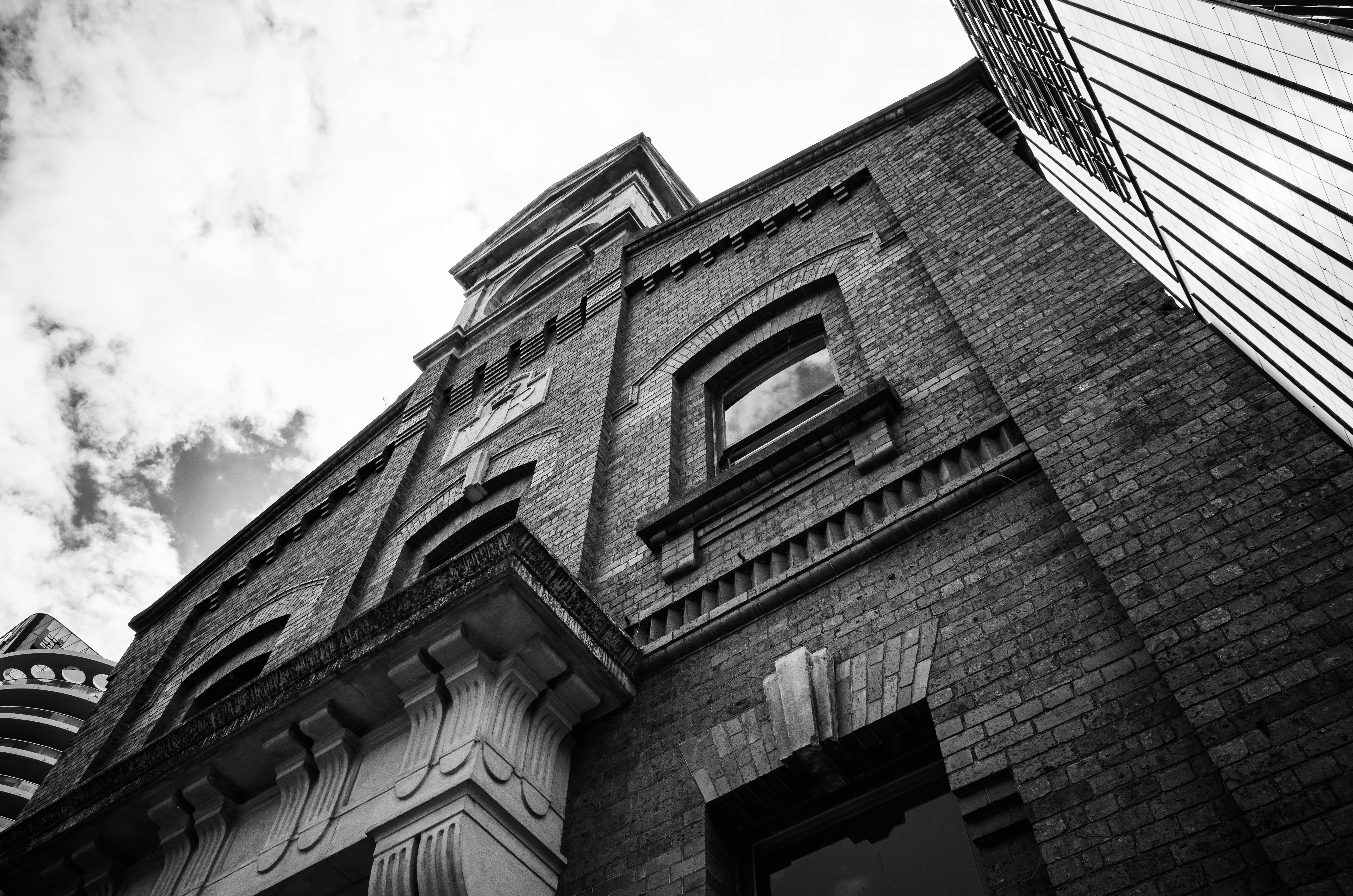 Old Brick Tenement · Free Stock Photo