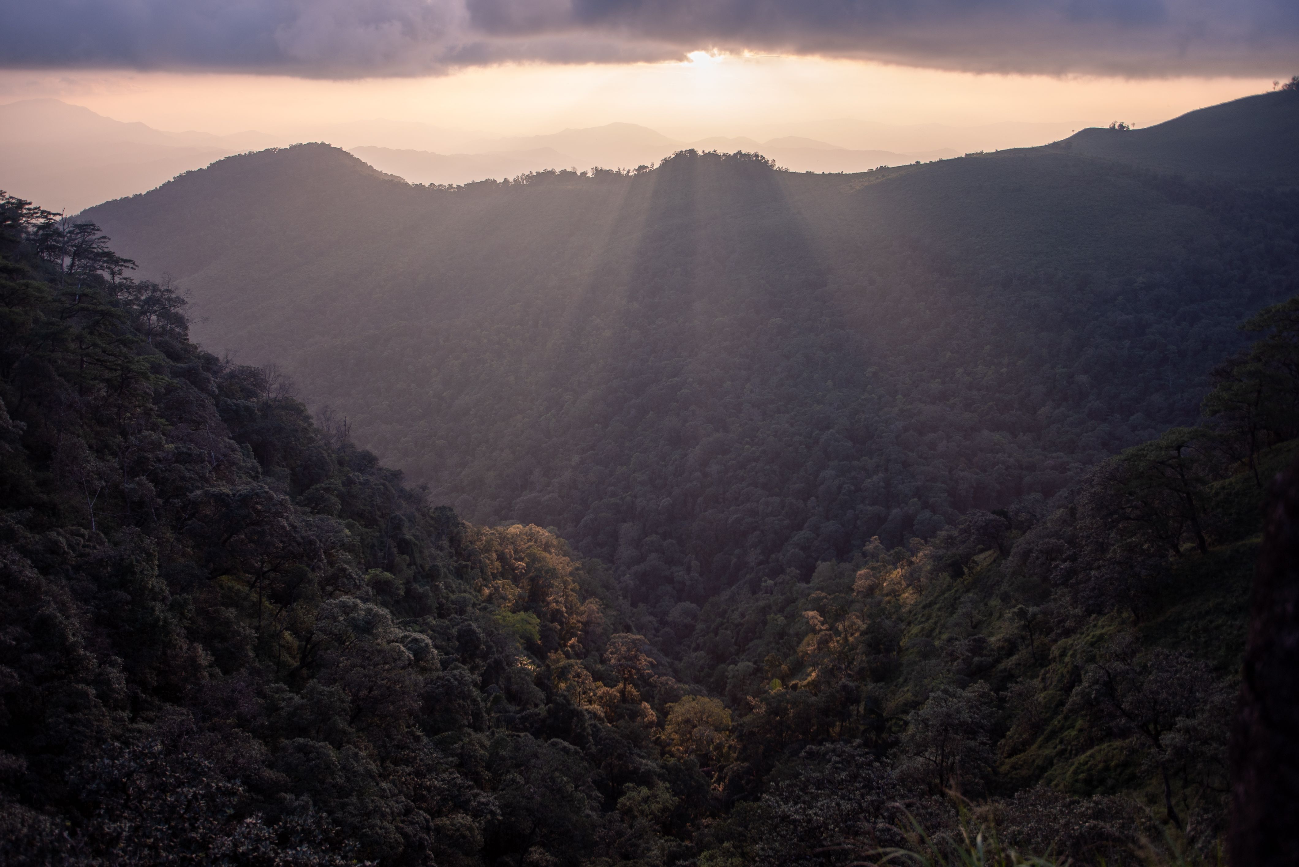 Sunbeam over Mountains · Free Stock Photo