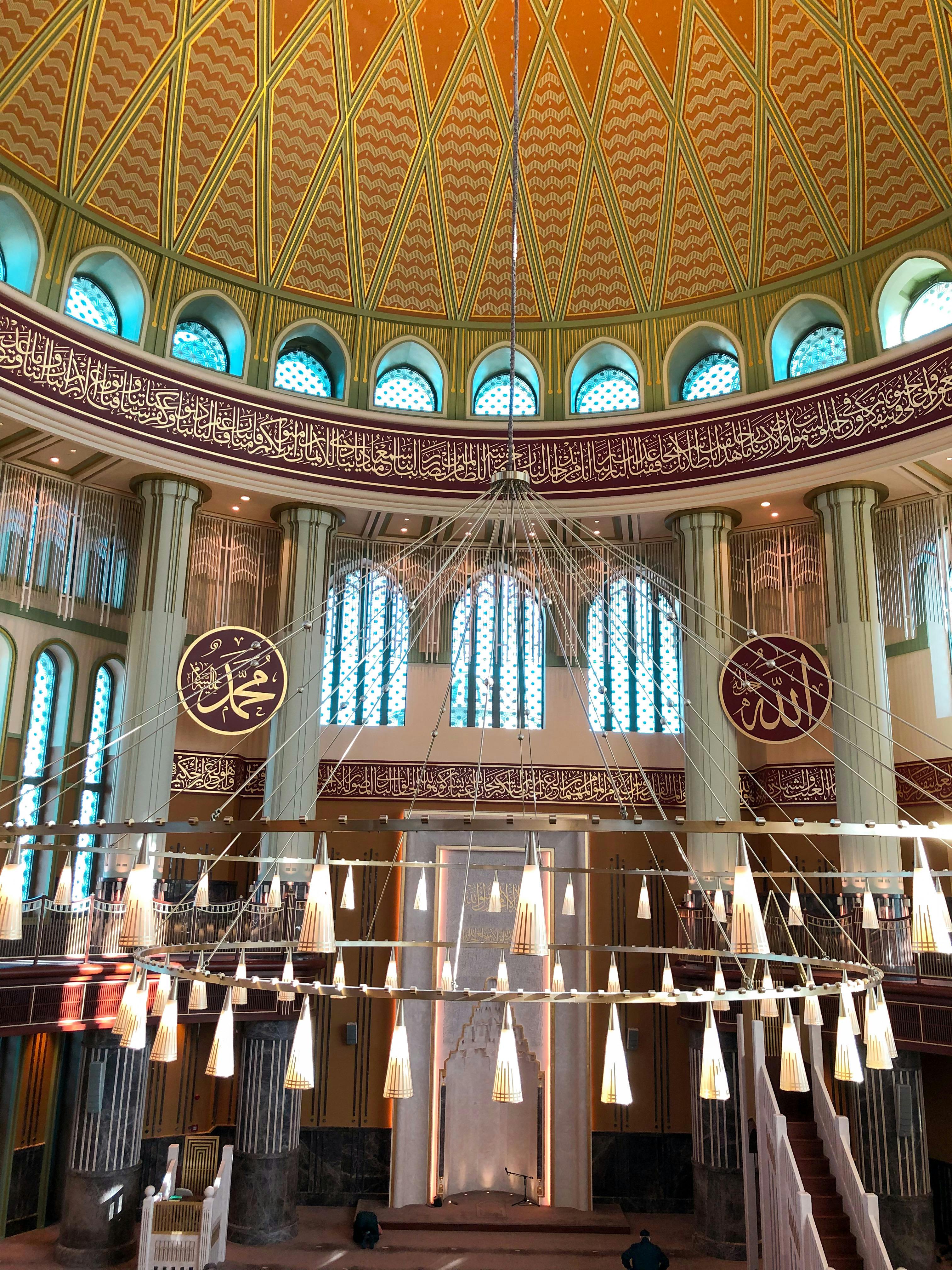 Interior of the Blue Mosque in Istanbul, Turkey · Free Stock Photo