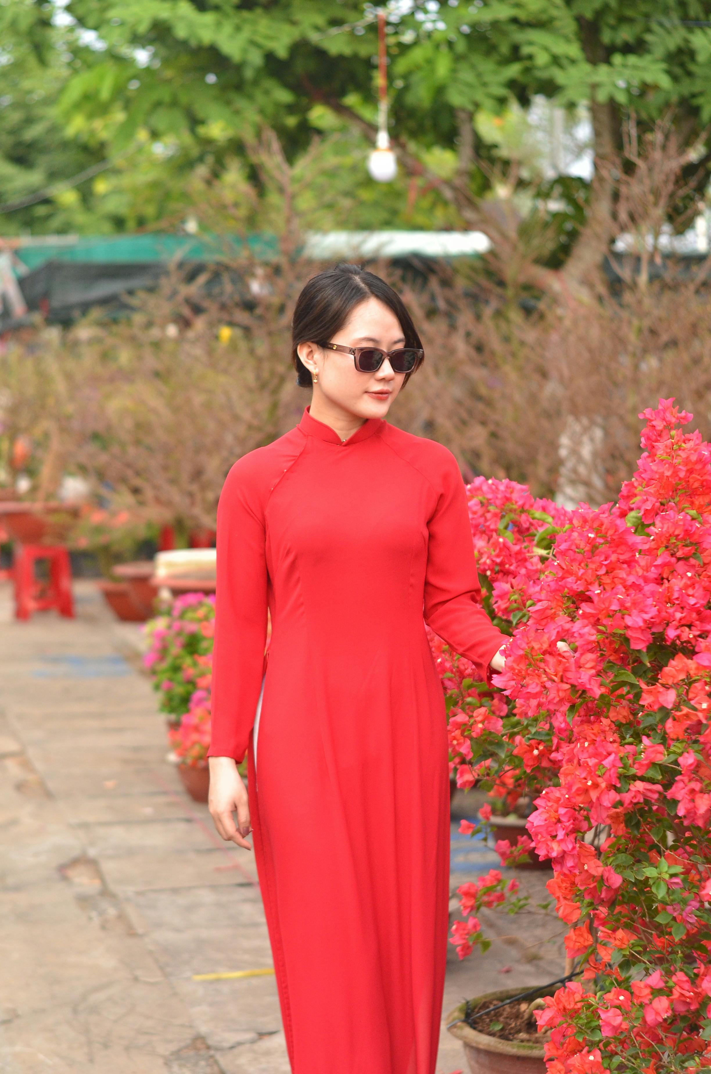 Elegant Lady in Red Dress · Free Stock Photo