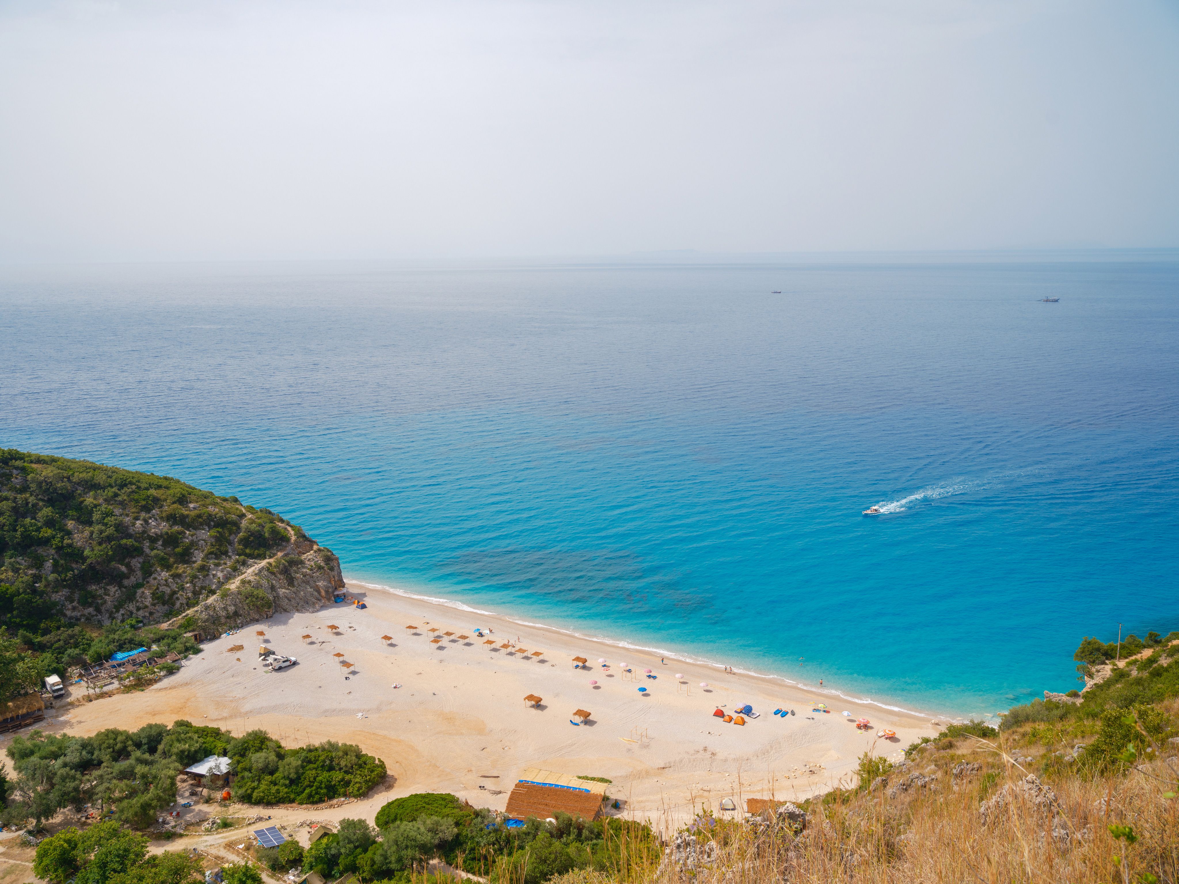 Sandy Beach in Summer · Free Stock Photo