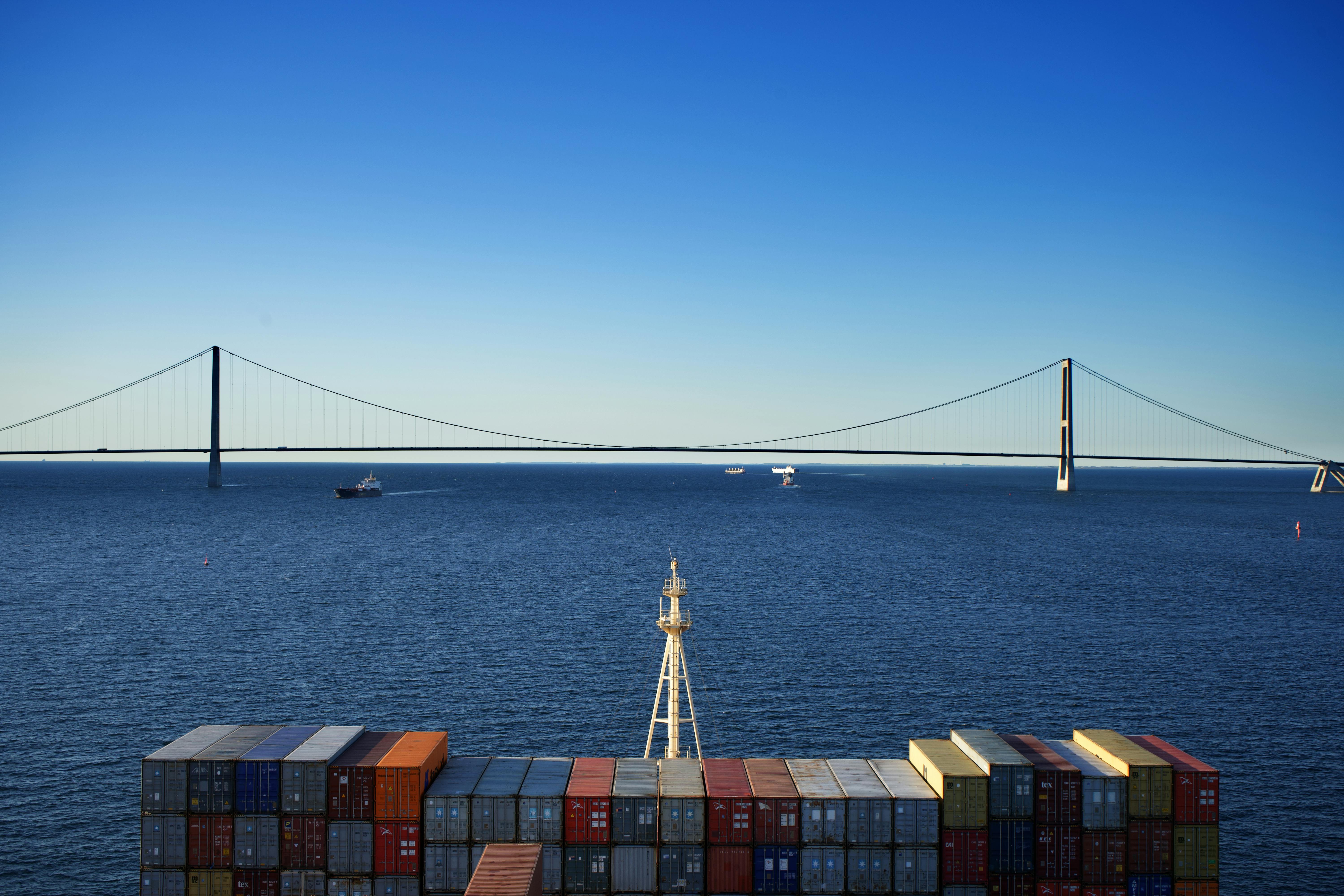 Shipment Bridge Photos, Download The BEST Free Shipment Bridge Stock ...