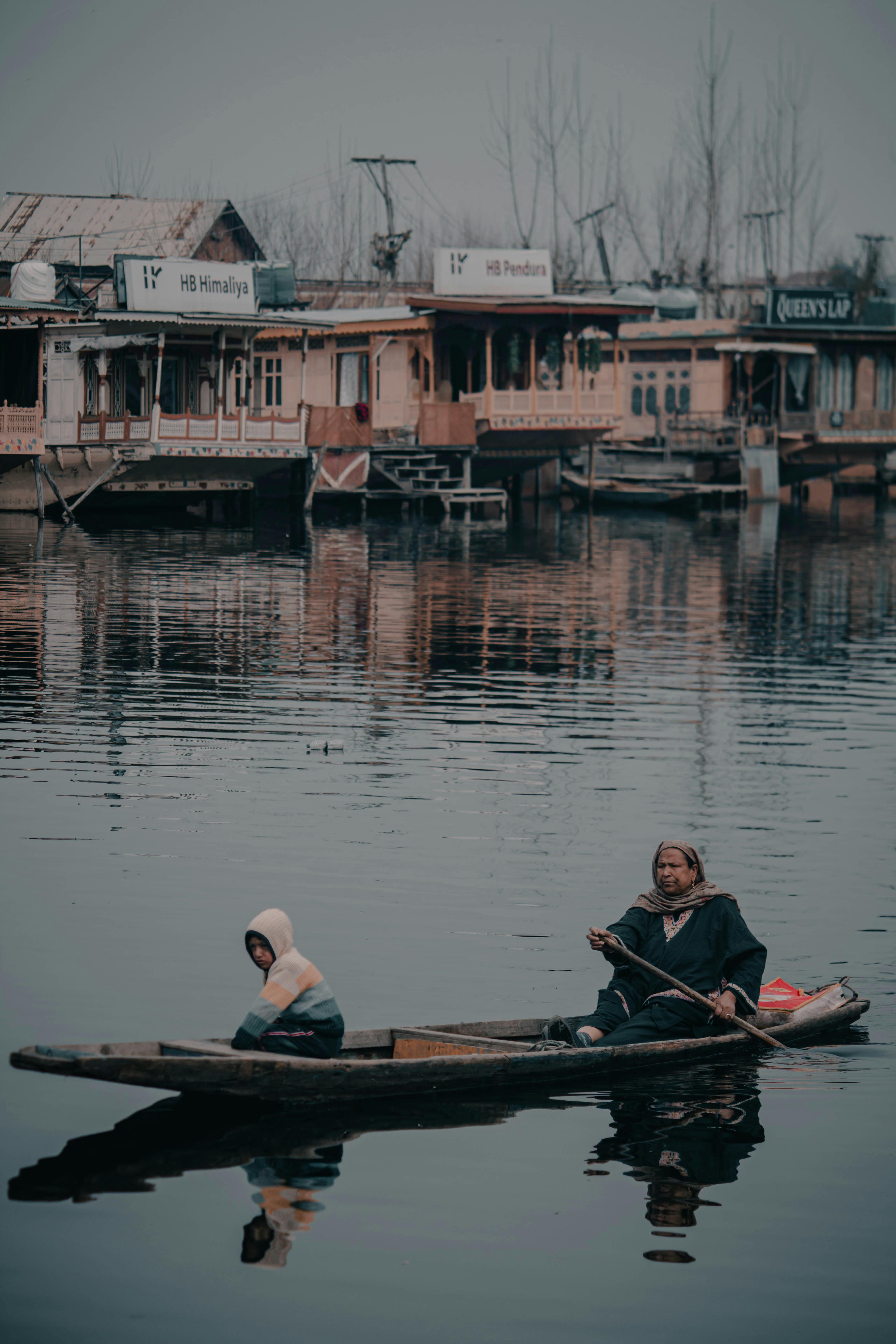 Kids Boating Photos, Download The BEST Free Kids Boating Stock Photos ...