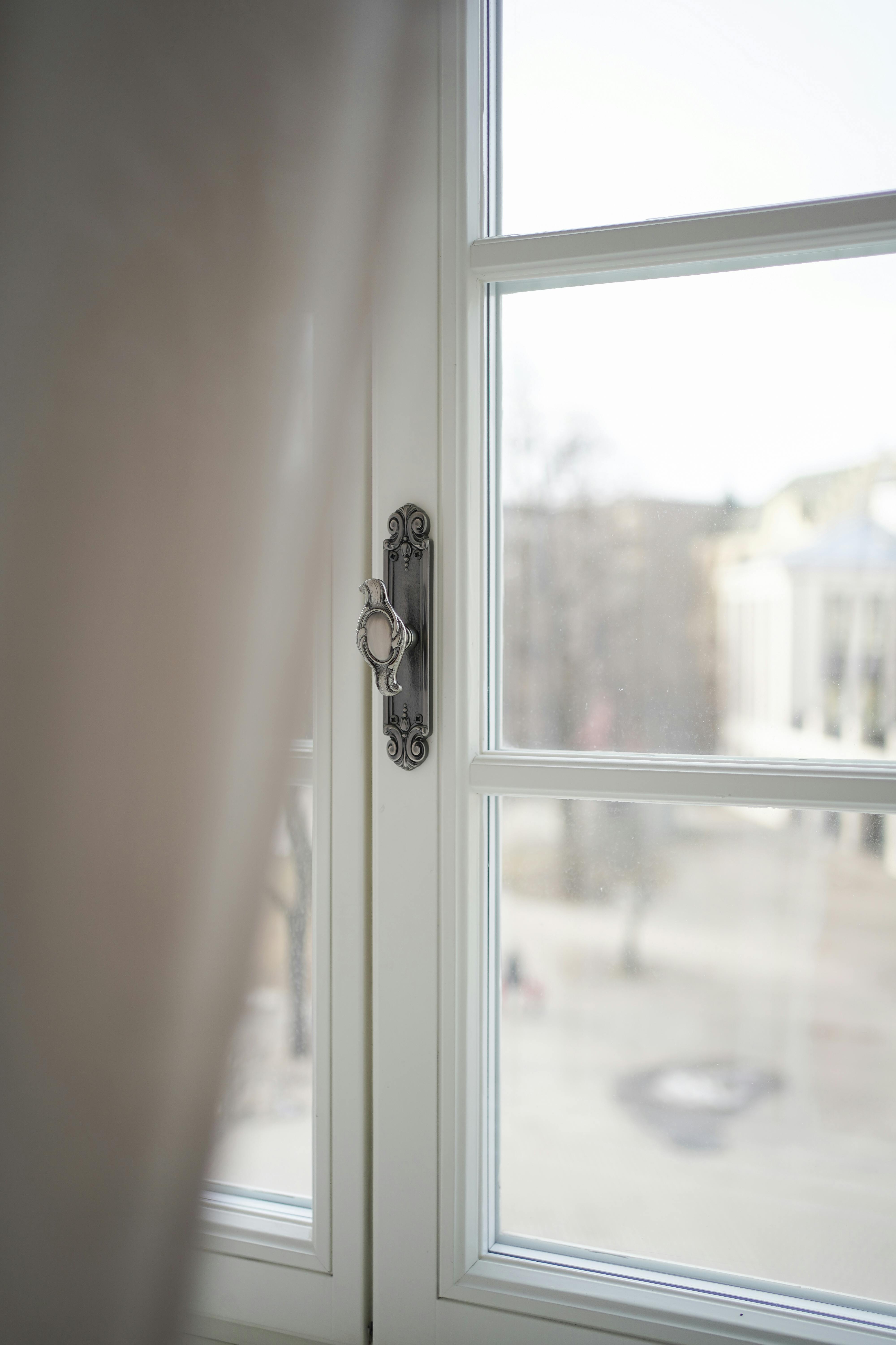 Romantic window | Let the light in · Free Stock Photo