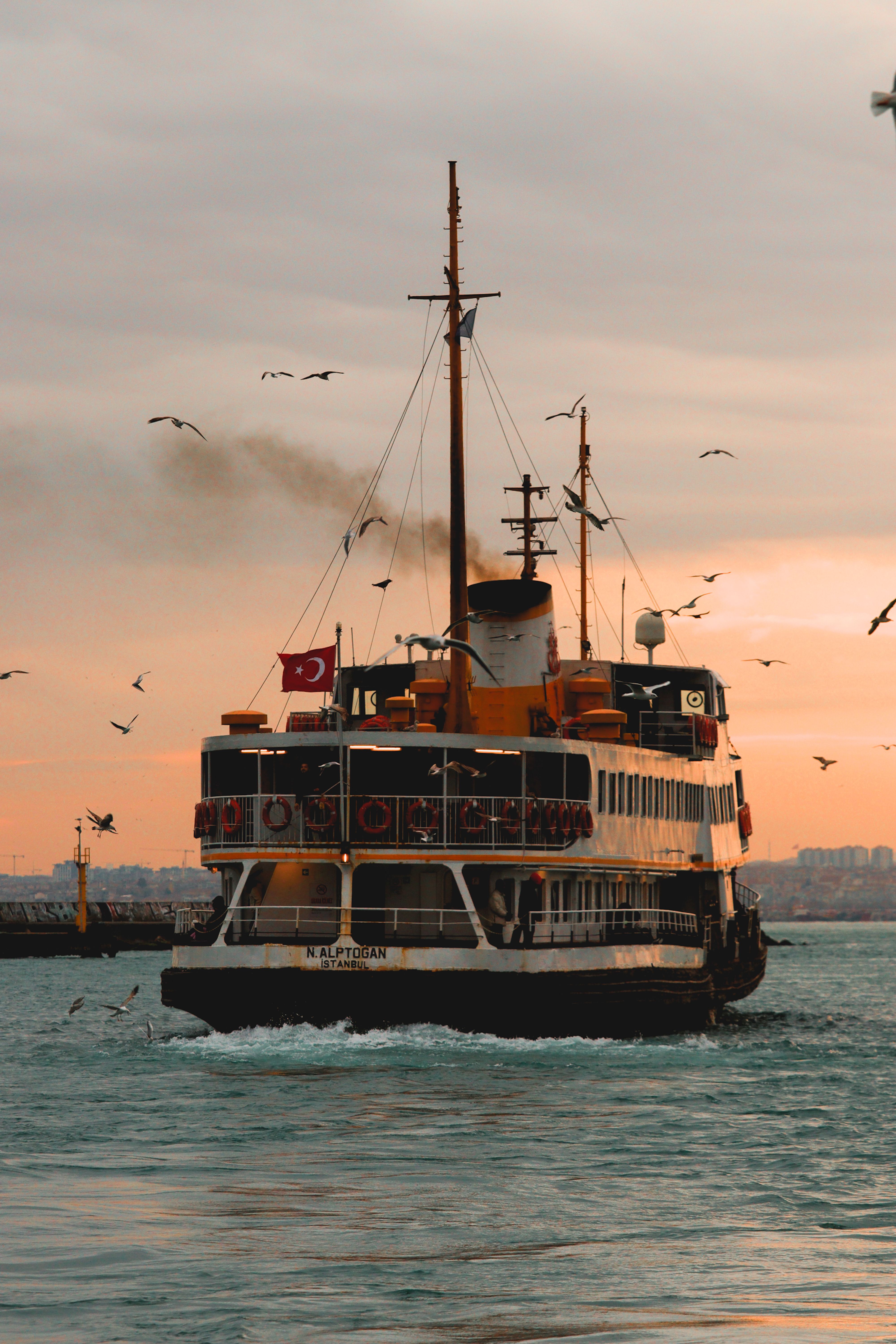 Ferry on Body of Water · Free Stock Photo