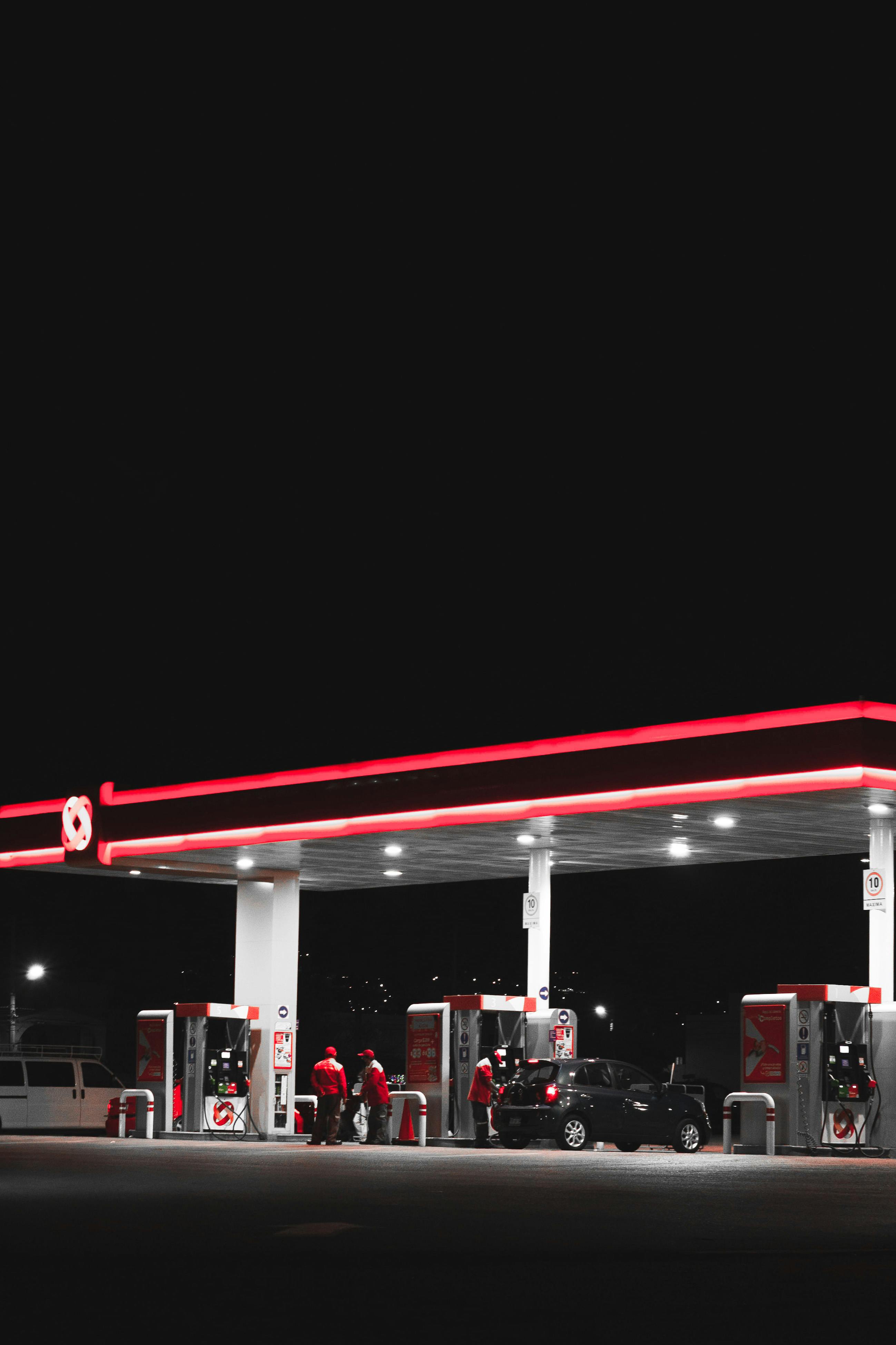 Gas Station at Night · Free Stock Photo