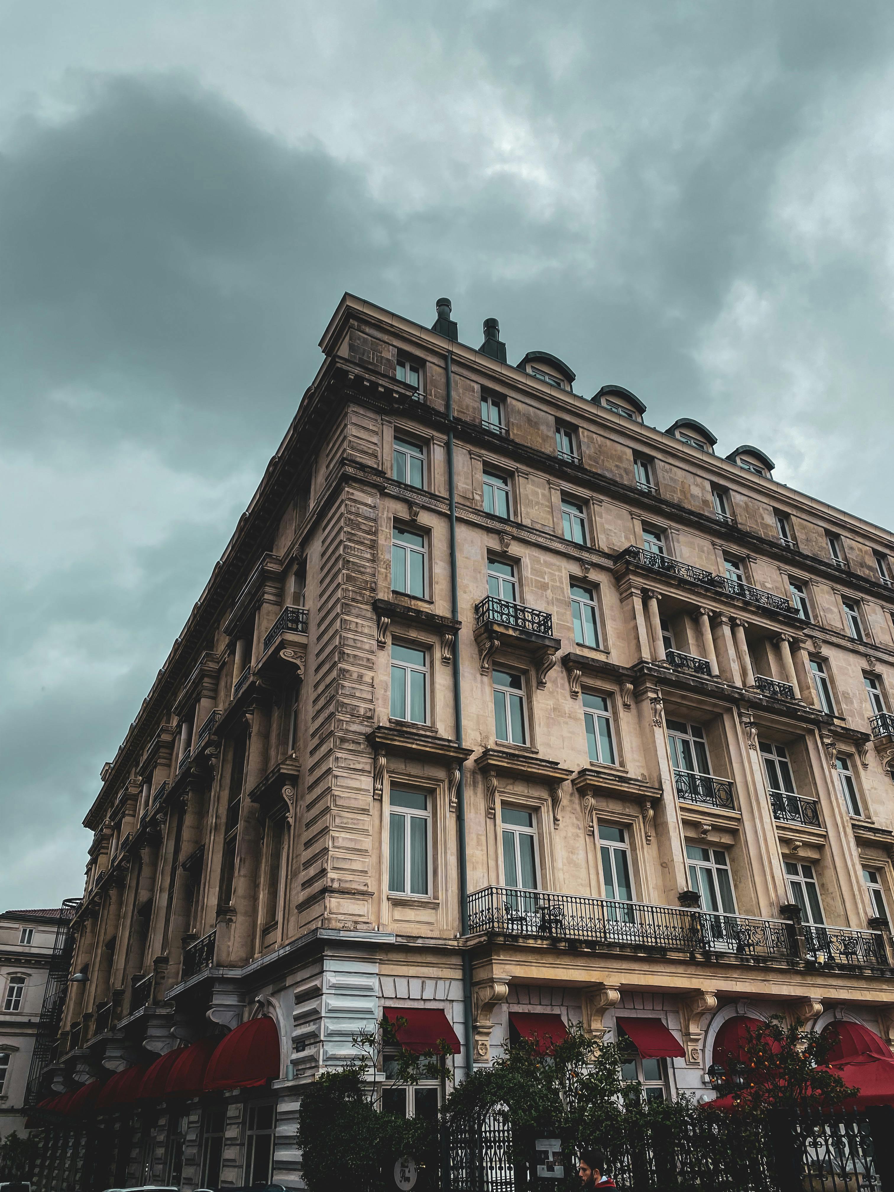 Windows of Elegant Tenement · Free Stock Photo