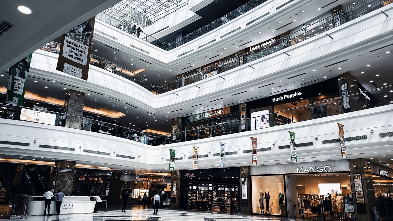 Jingdong Mall Expands China's Largest Retailer Now Global