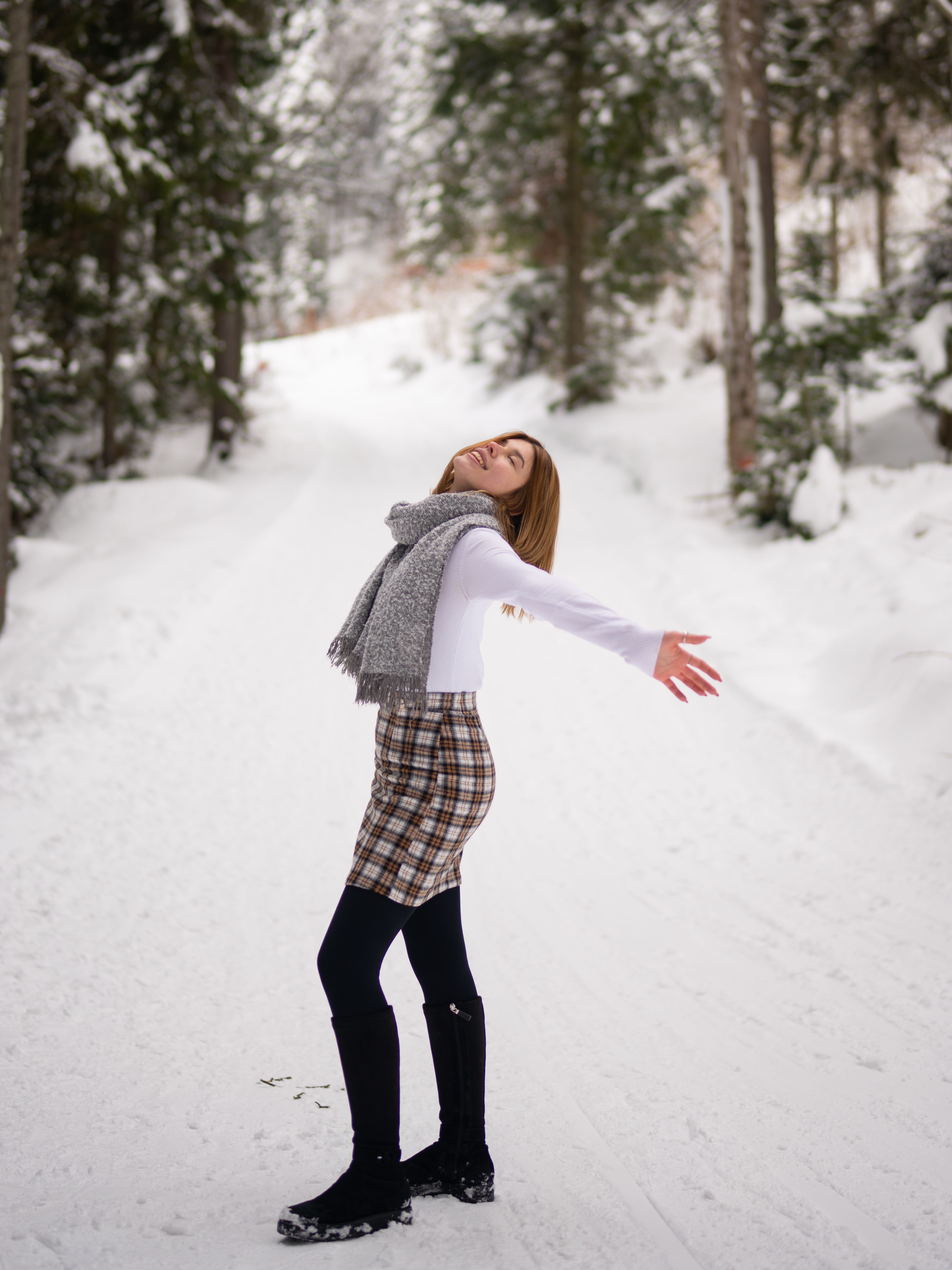Woman Wearing Coat Looking Over Her Shoulder · Free Stock Photo