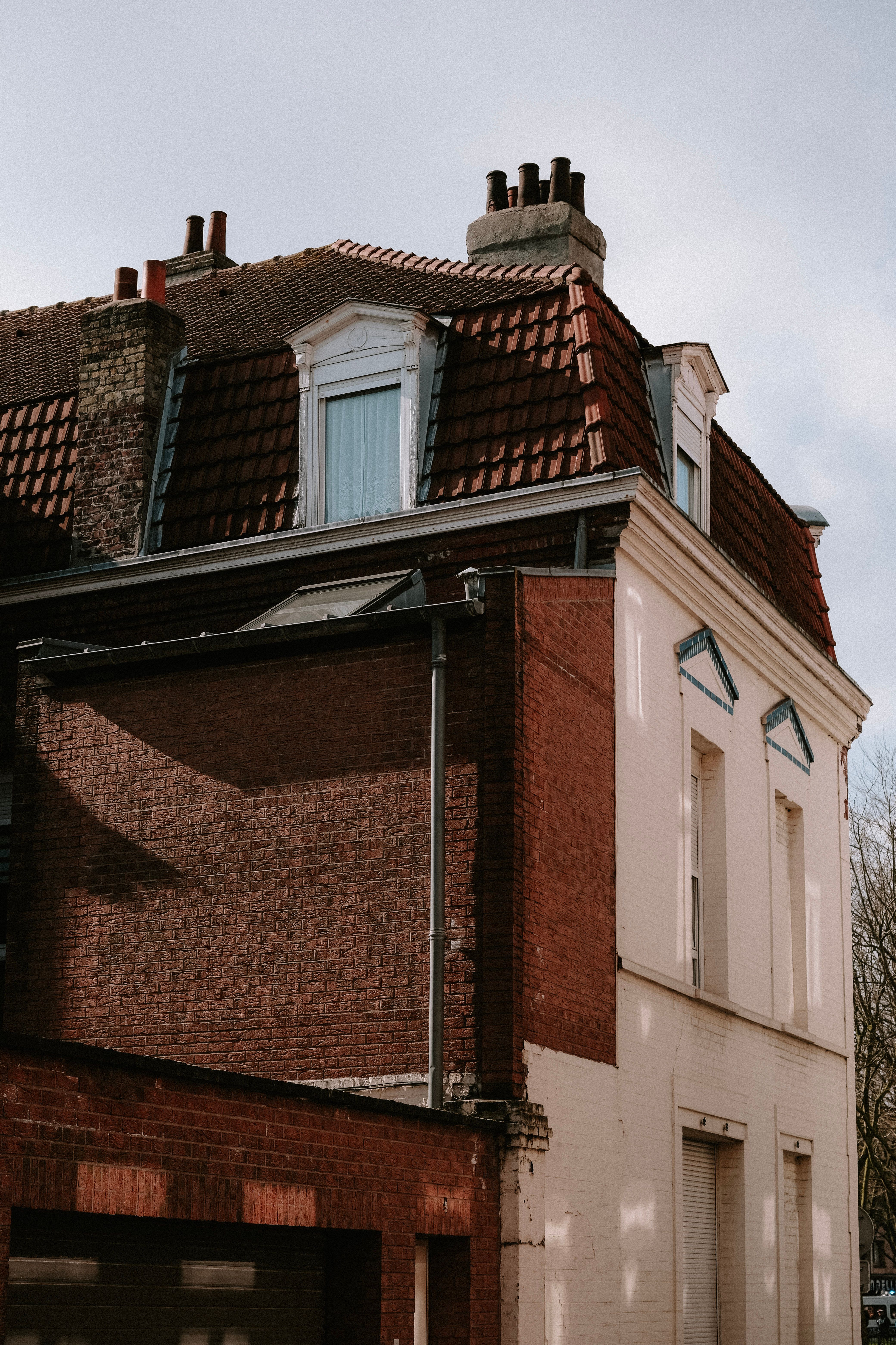 Residential Building Exterior · Free Stock Photo