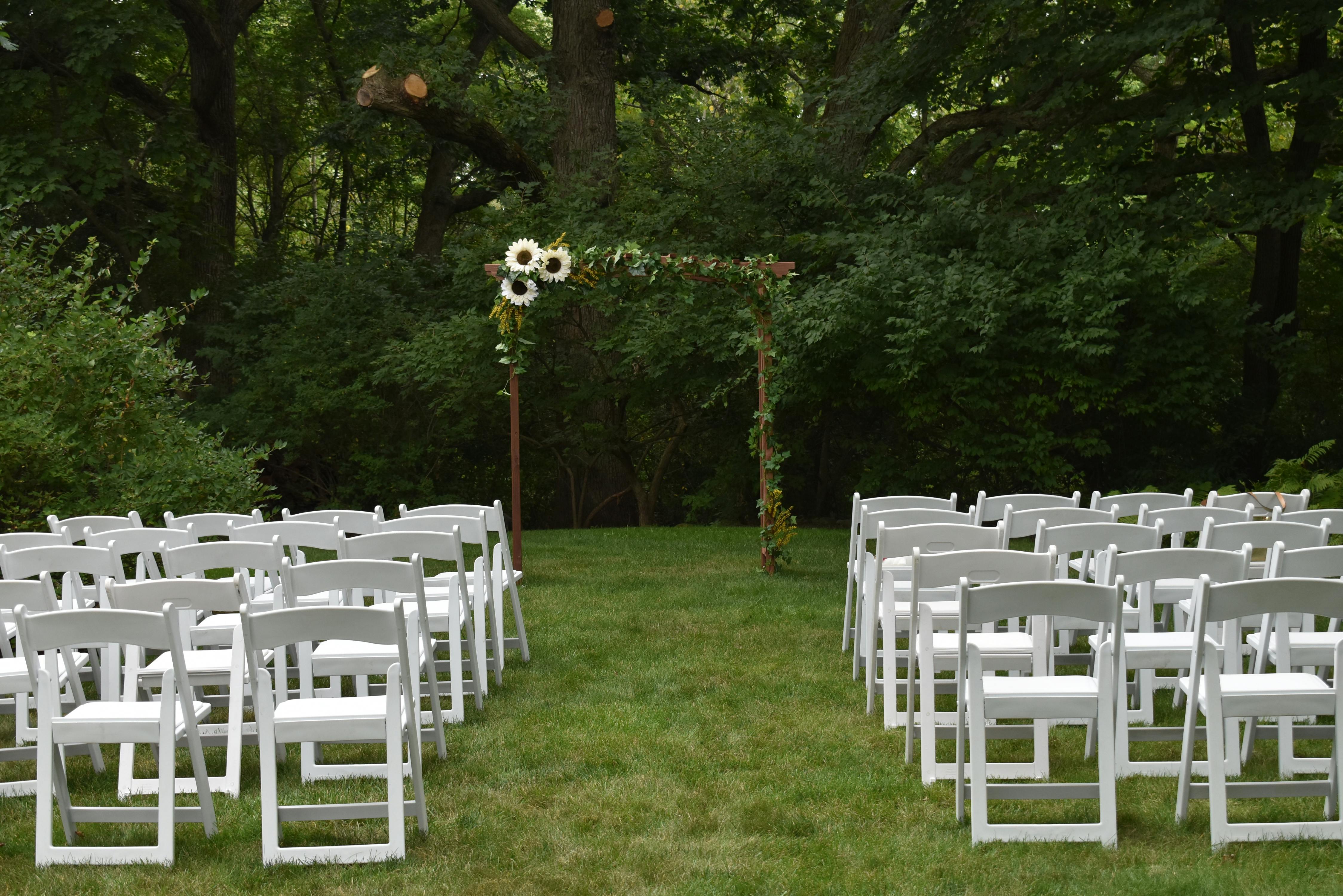 Ceremony With Gladiator Chairs Photos, Download Free Ceremony With ...