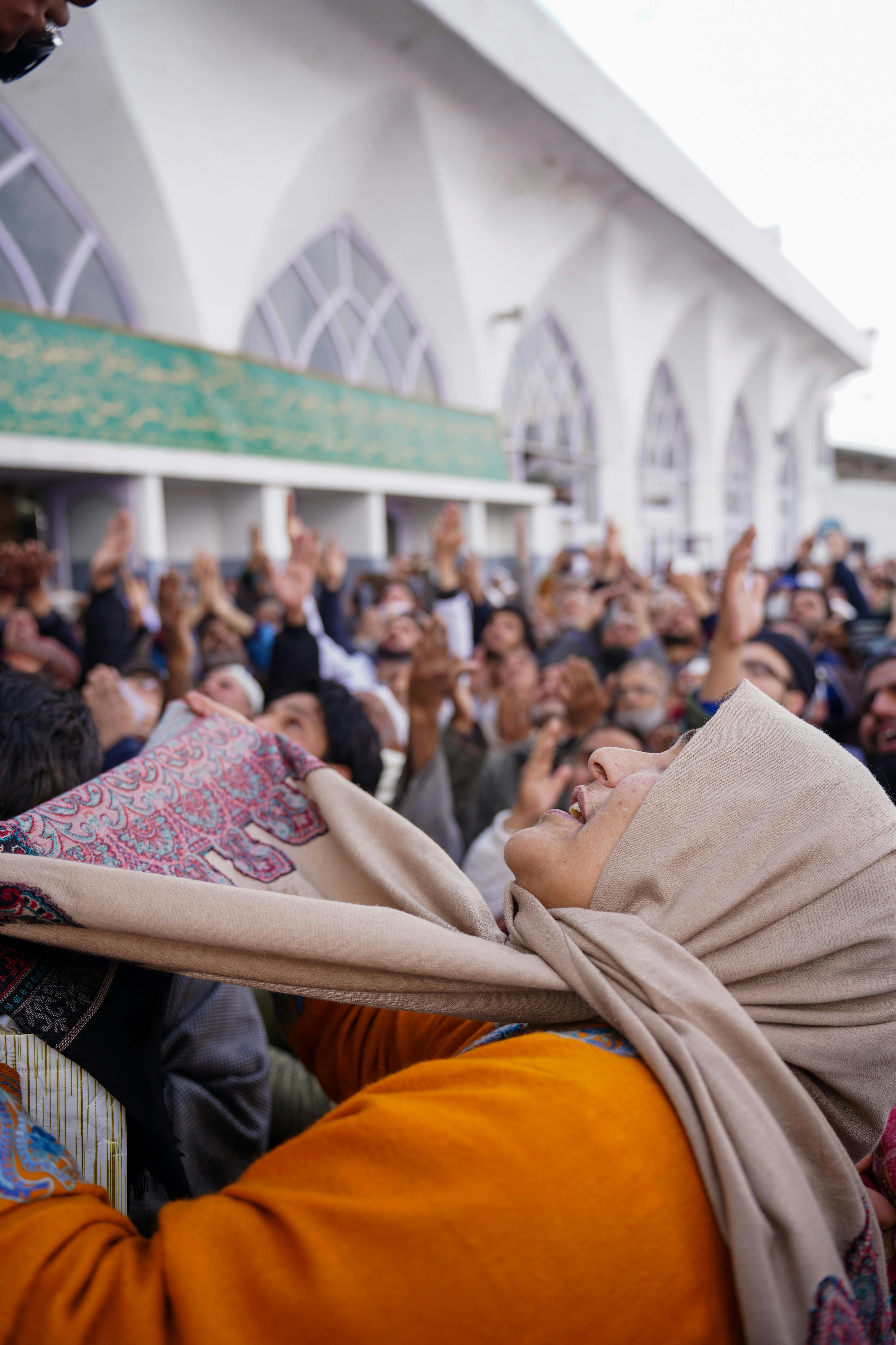 Group of Praying People · Free Stock Photo