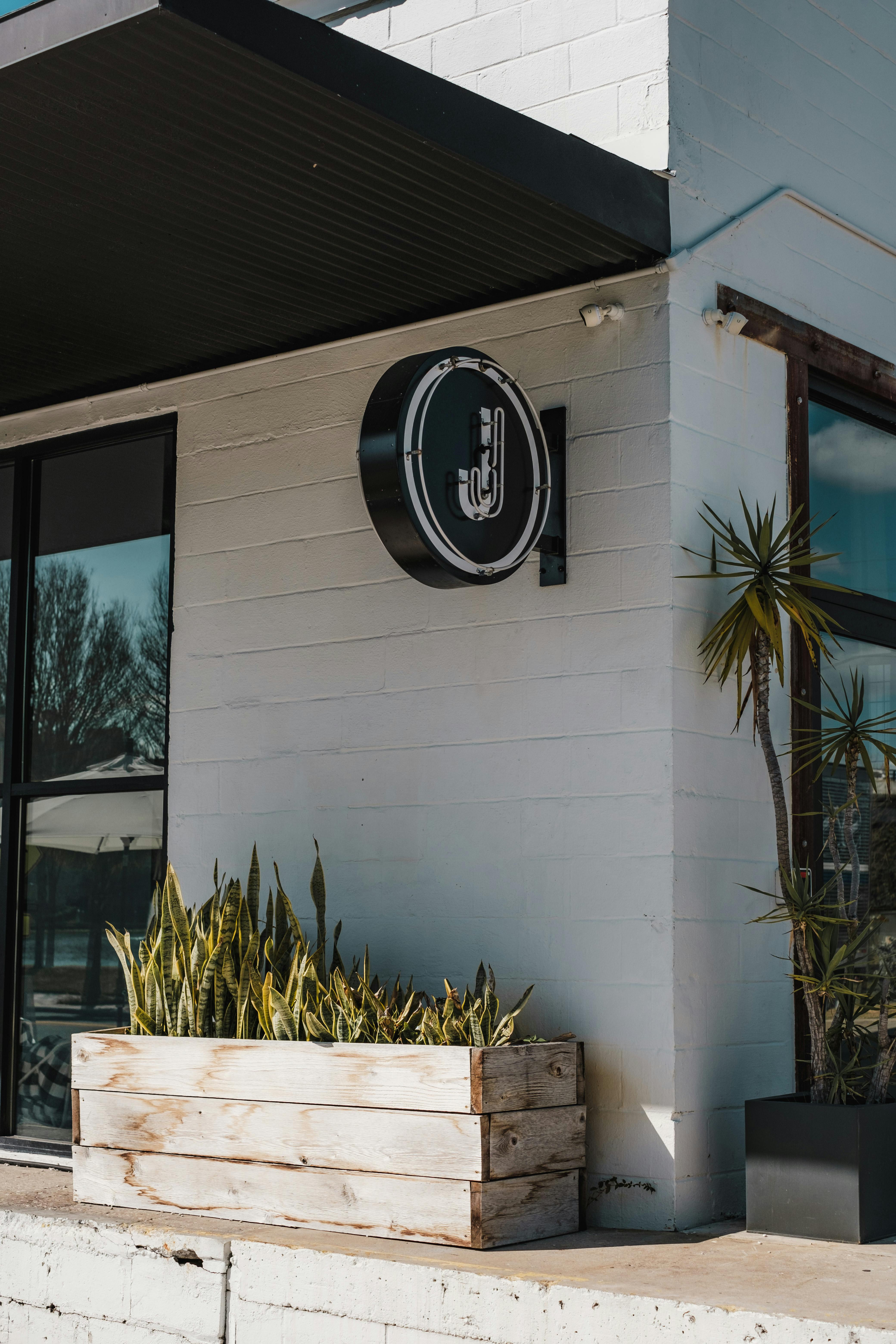 Restaurant Sign Photos, Download The BEST Free Restaurant Sign Stock ...