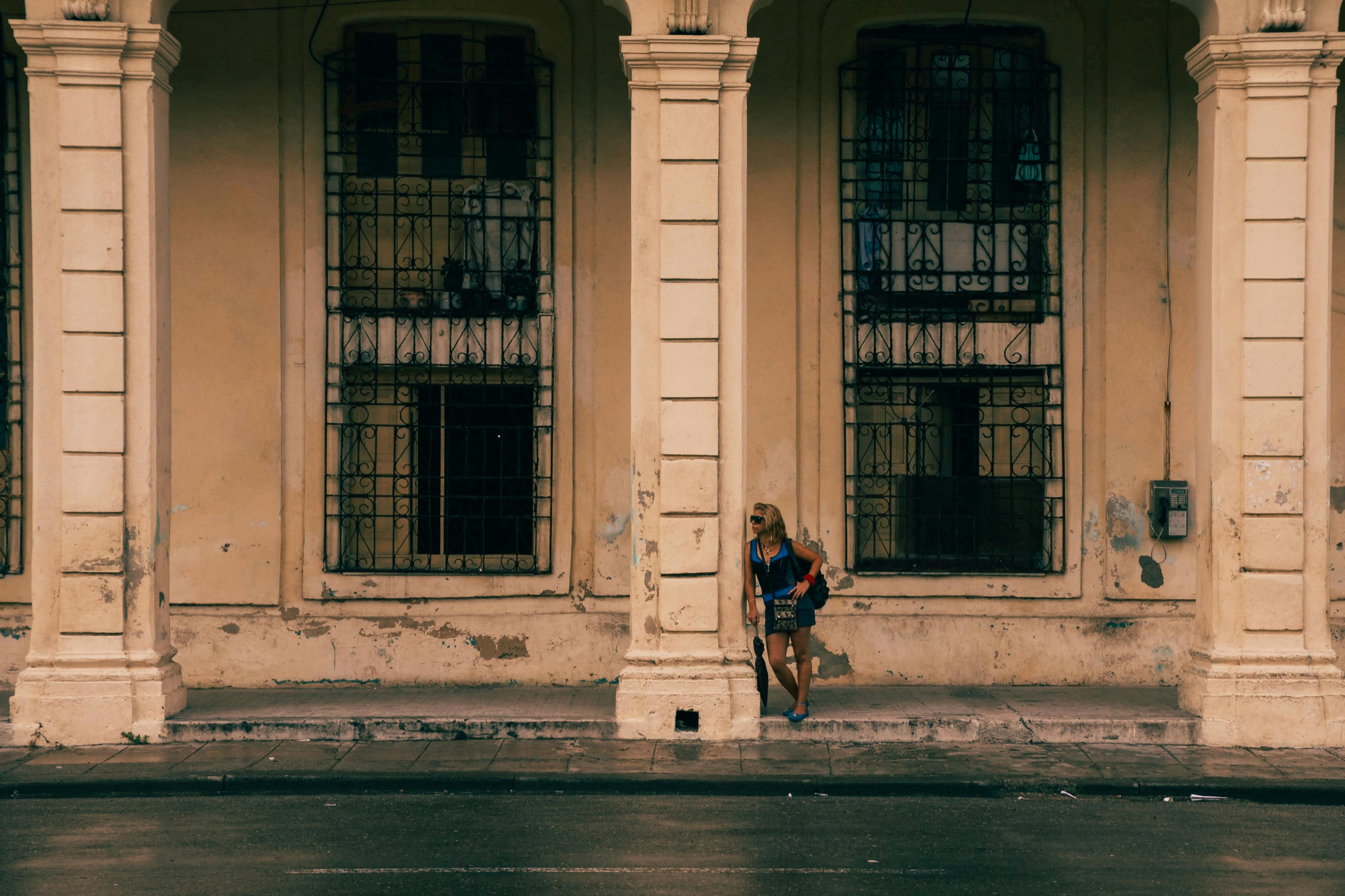 Old Historic Building with Columns · Free Stock Photo