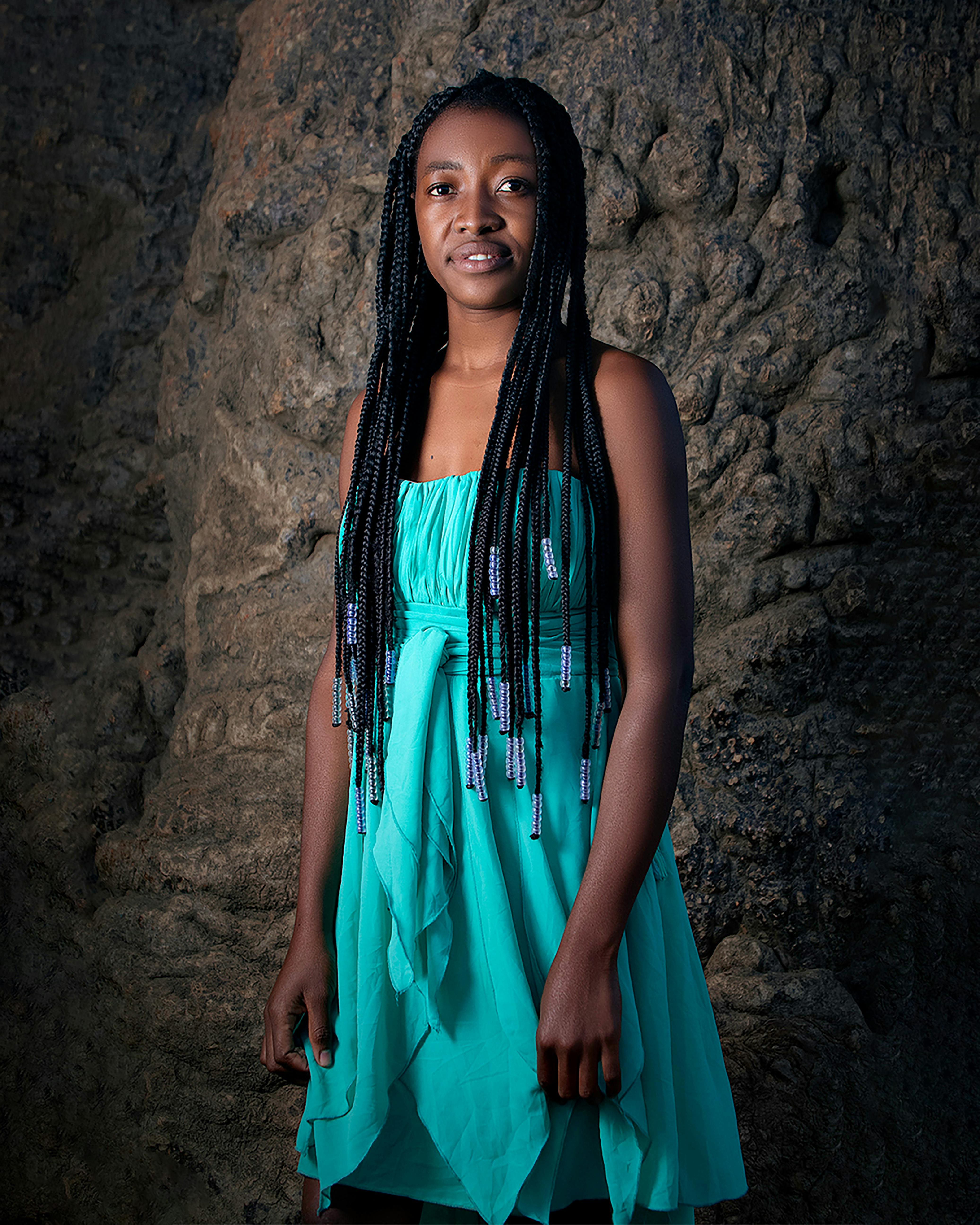 Sumaguing Cave Philippines Portrait Photos, Download The BEST Free ...