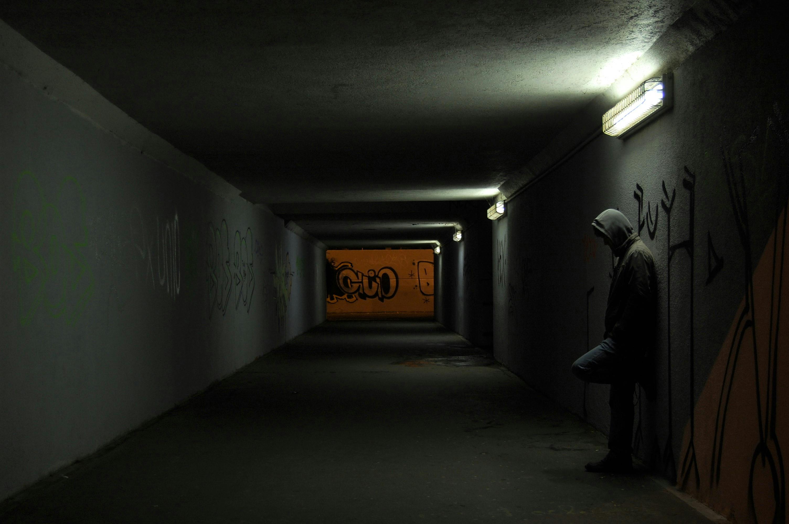 People Standing in the Underground Corridor · Free Stock Photo