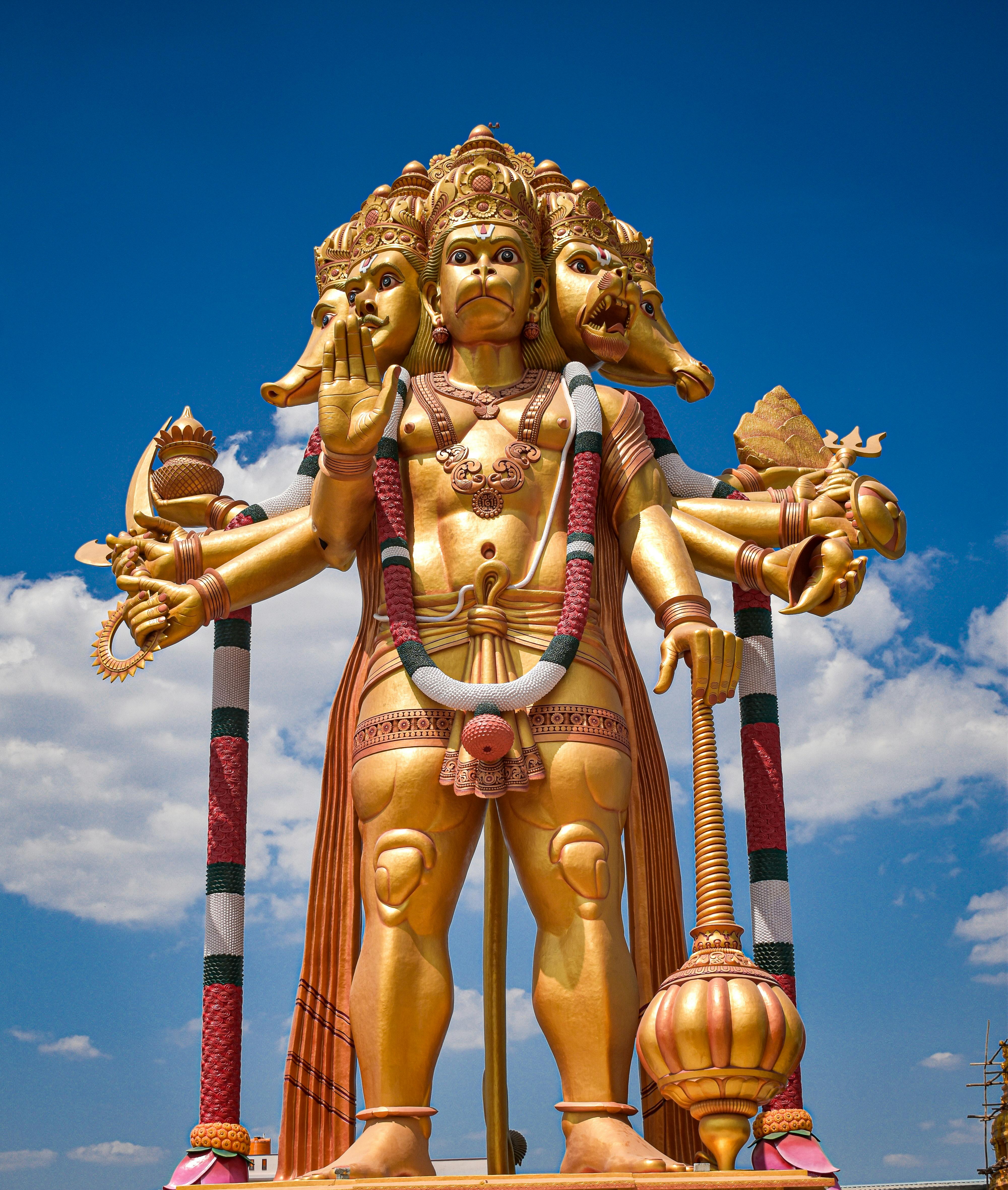 A Statue of a Deity · Free Stock Photo