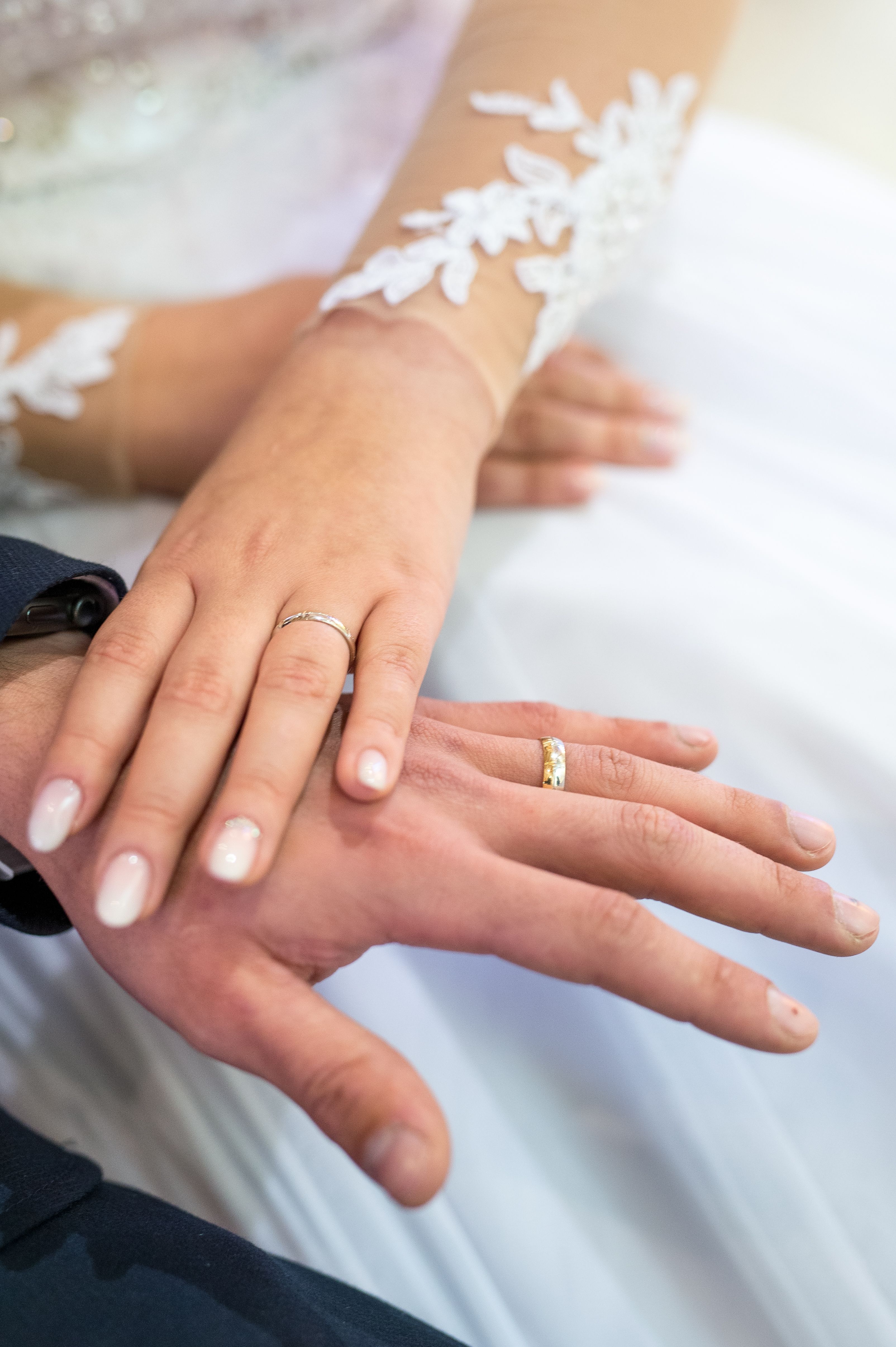 Person Putting a Ring in the Finger · Free Stock Photo