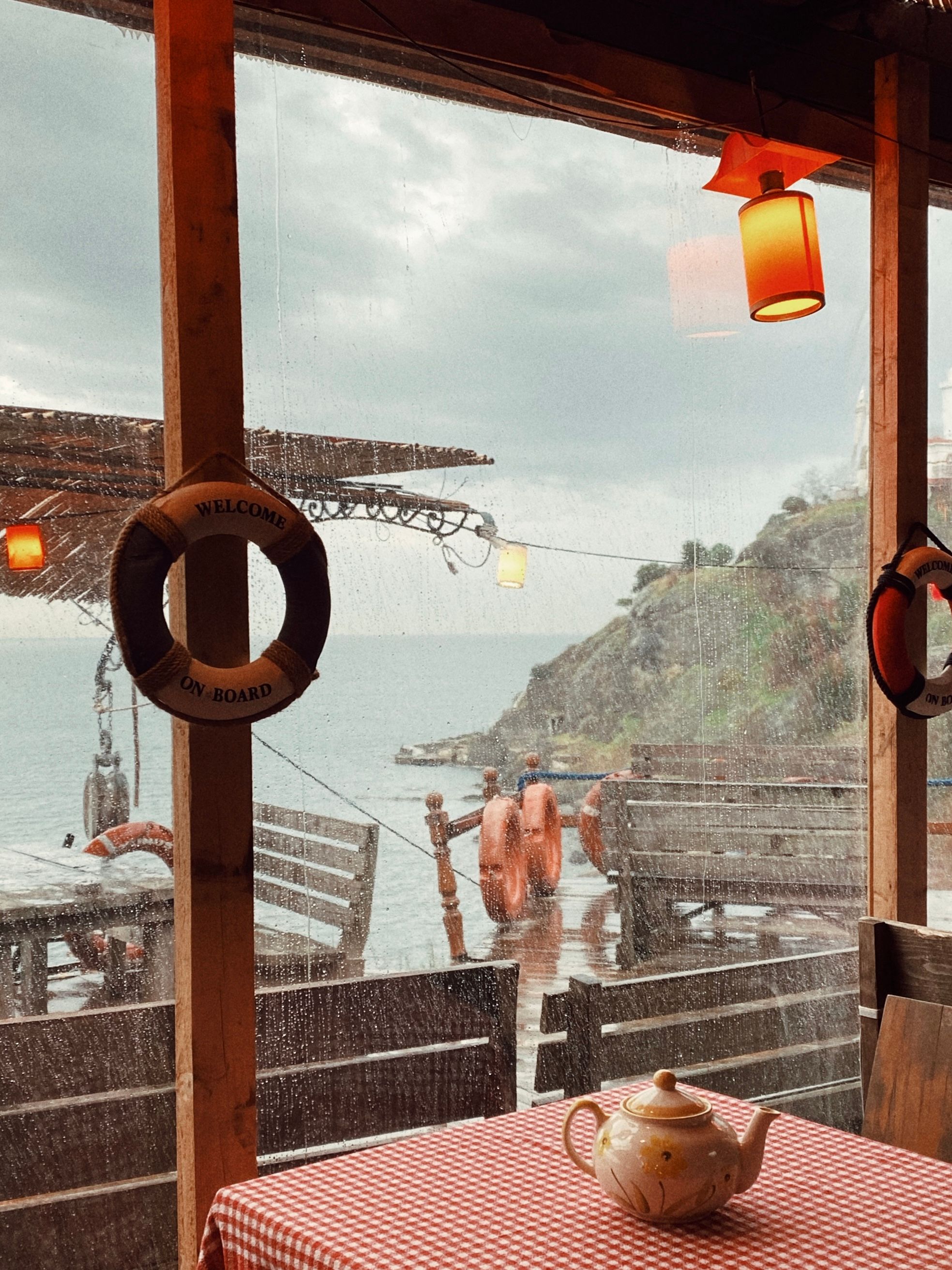 Rain Restaurant Photos, Download The BEST Free Rain Restaurant Stock ...