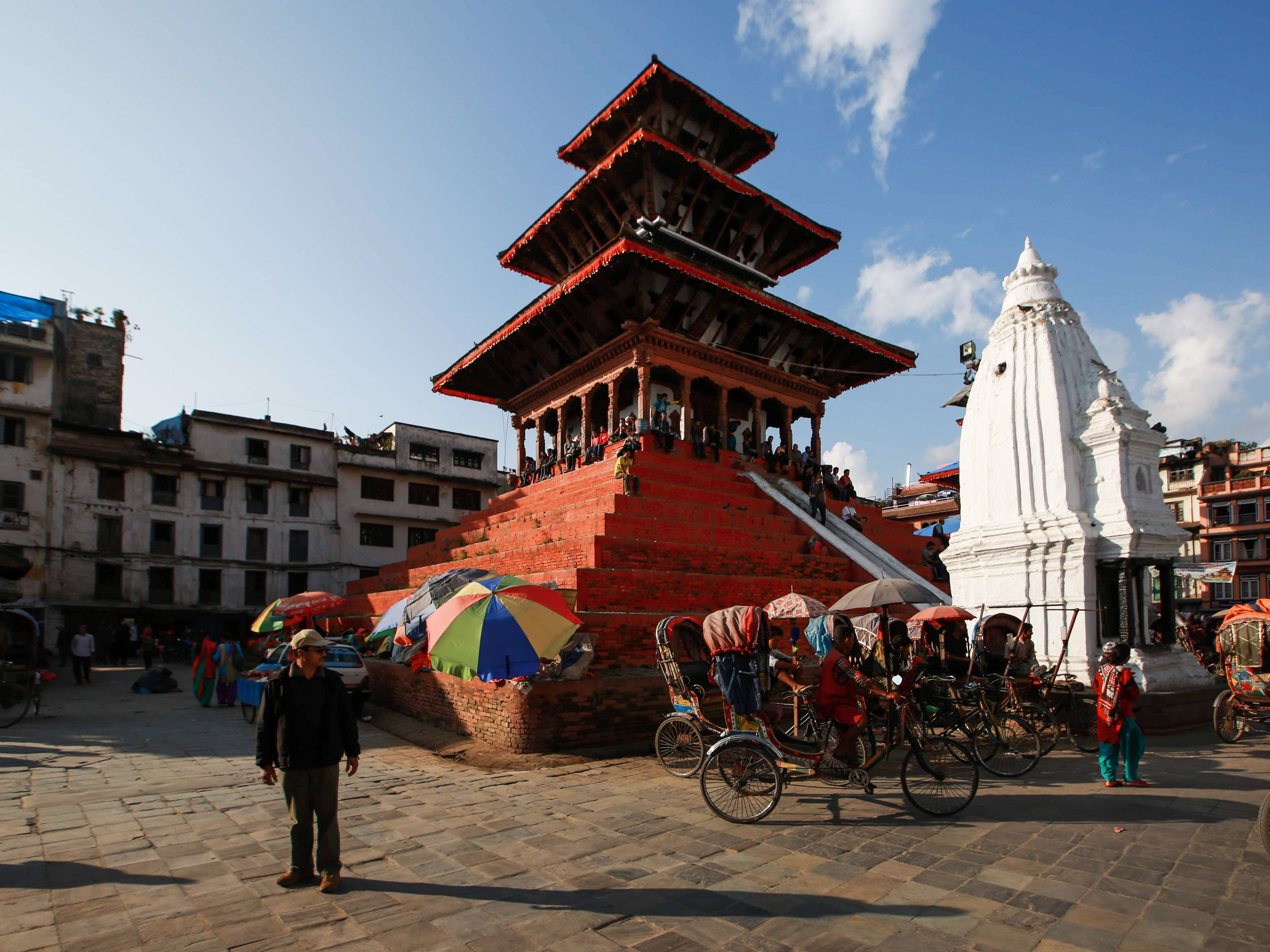 Kashi Vishwanath Temple in Varanasi · Free Stock Photo