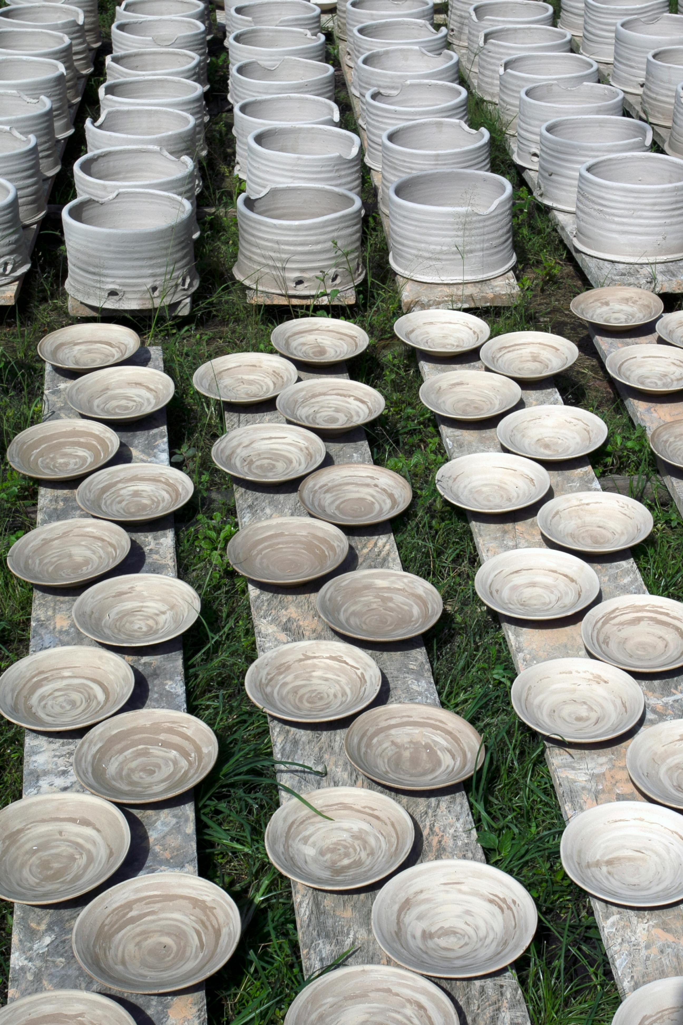 Pottery Drying in Outdoors · Free Stock Photo