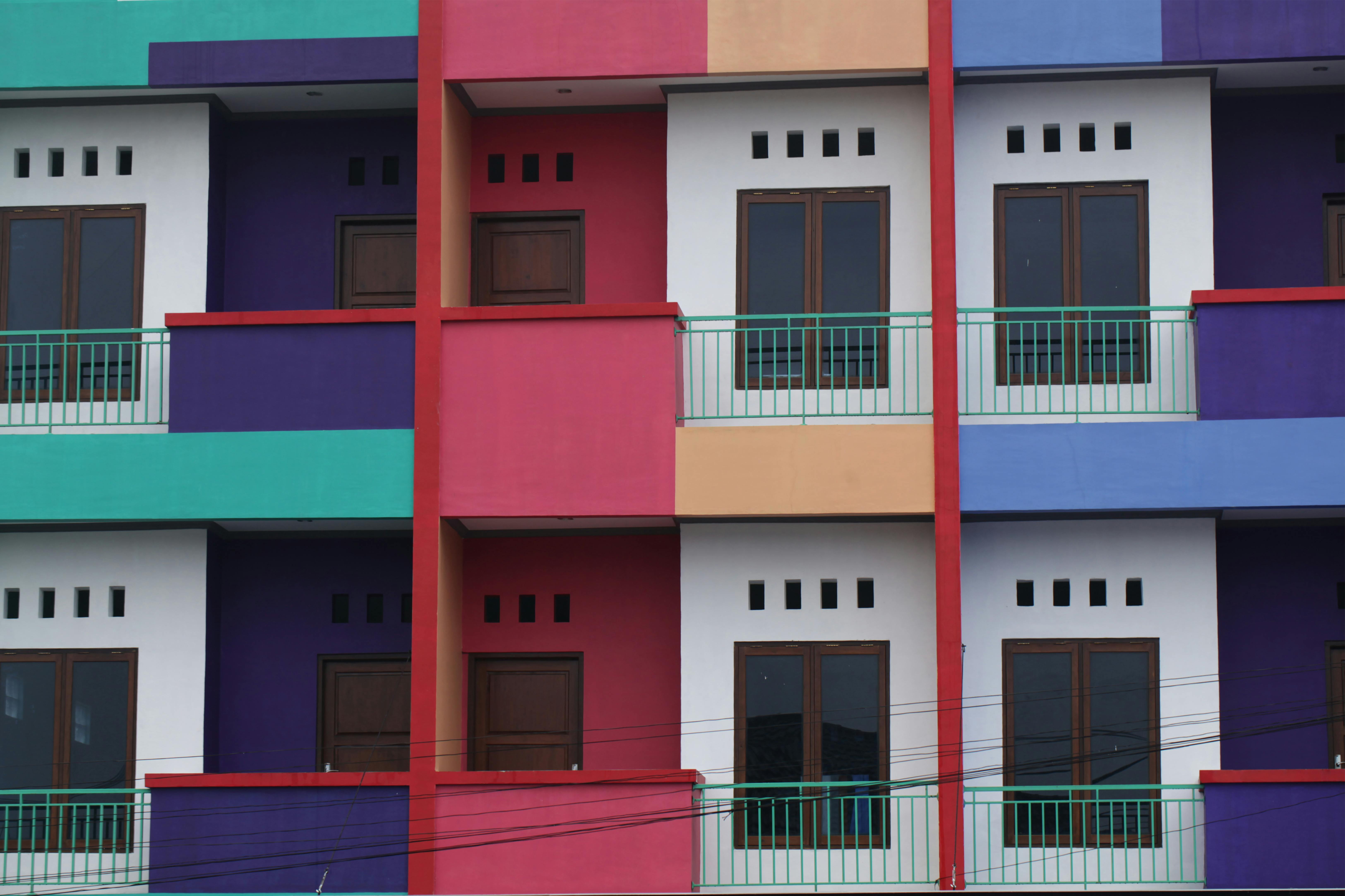 Exterior of Colorful Buildings in City · Free Stock Photo
