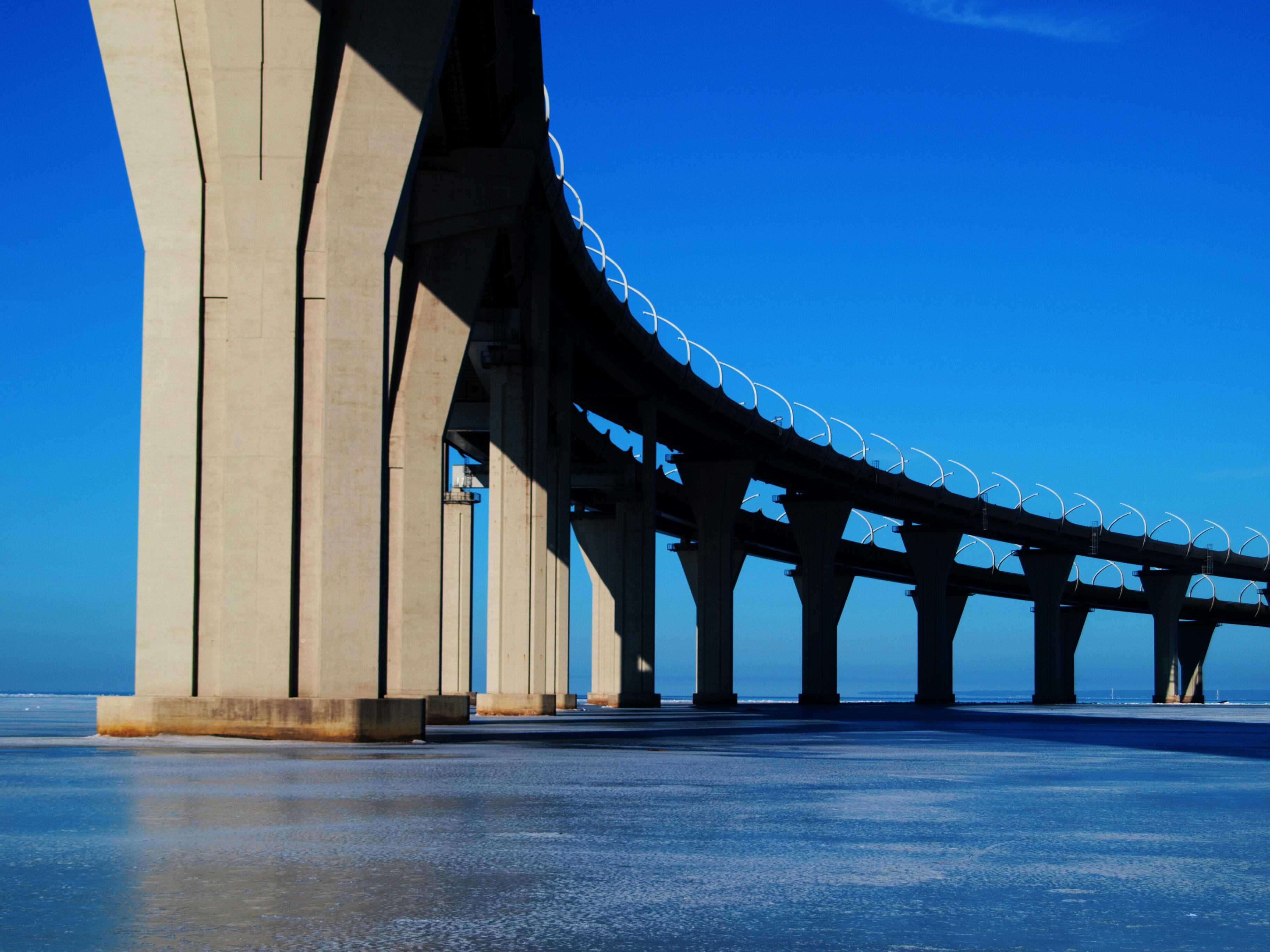Gray Suspension Bridge · Free Stock Photo
