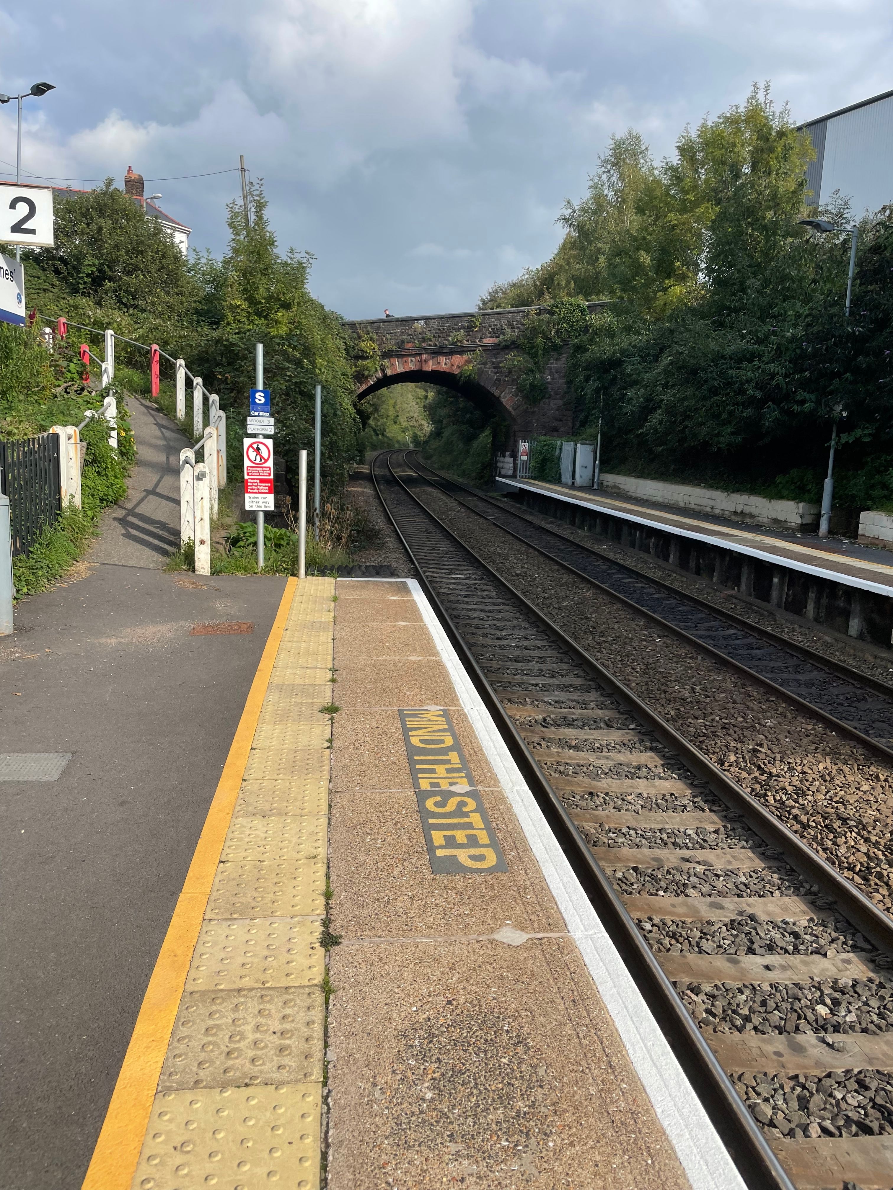 Railway Station Bridge Photos, Download The BEST Free Railway Station ...