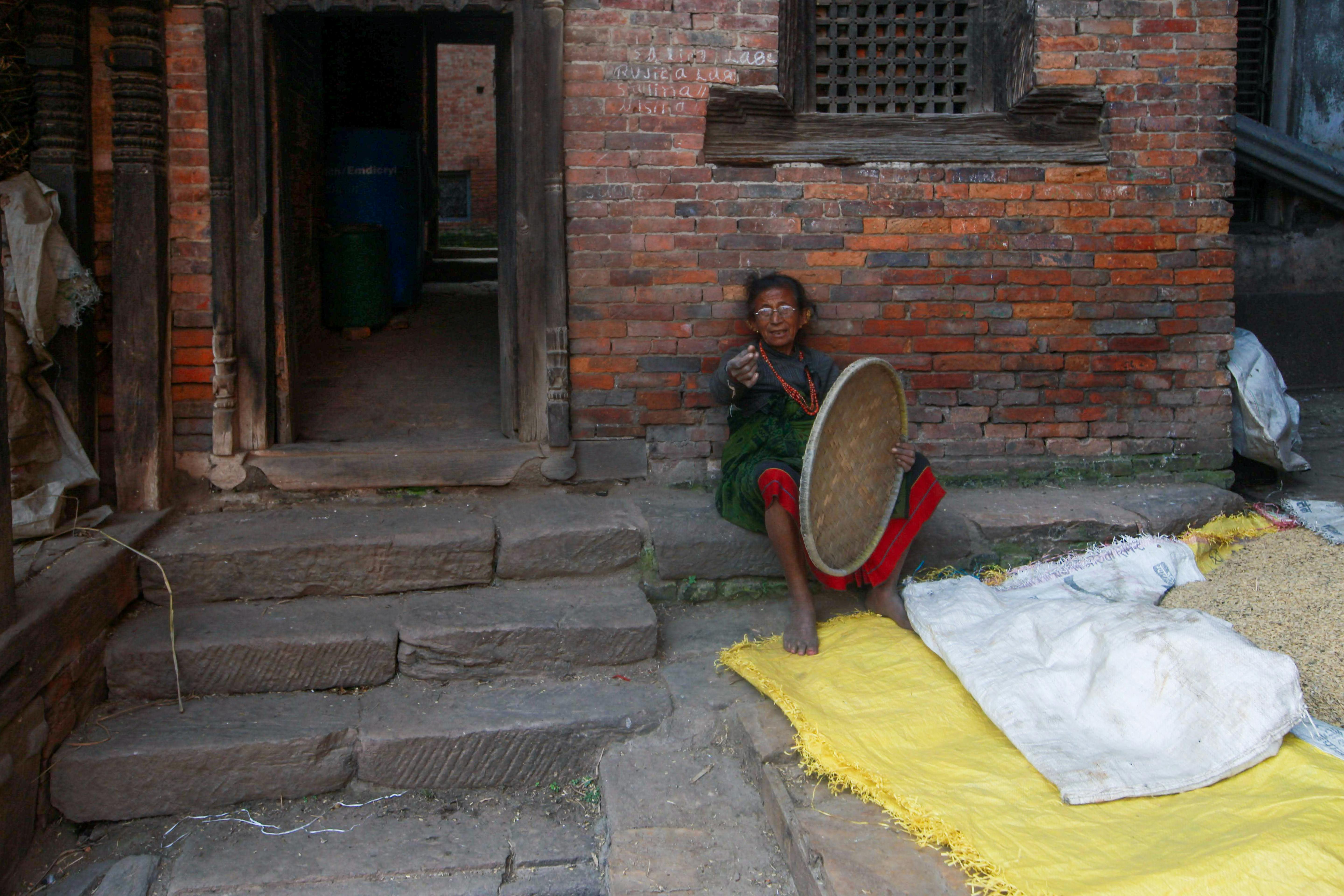 Winnowing Photos, Download The BEST Free Winnowing Stock Photos & HD Images