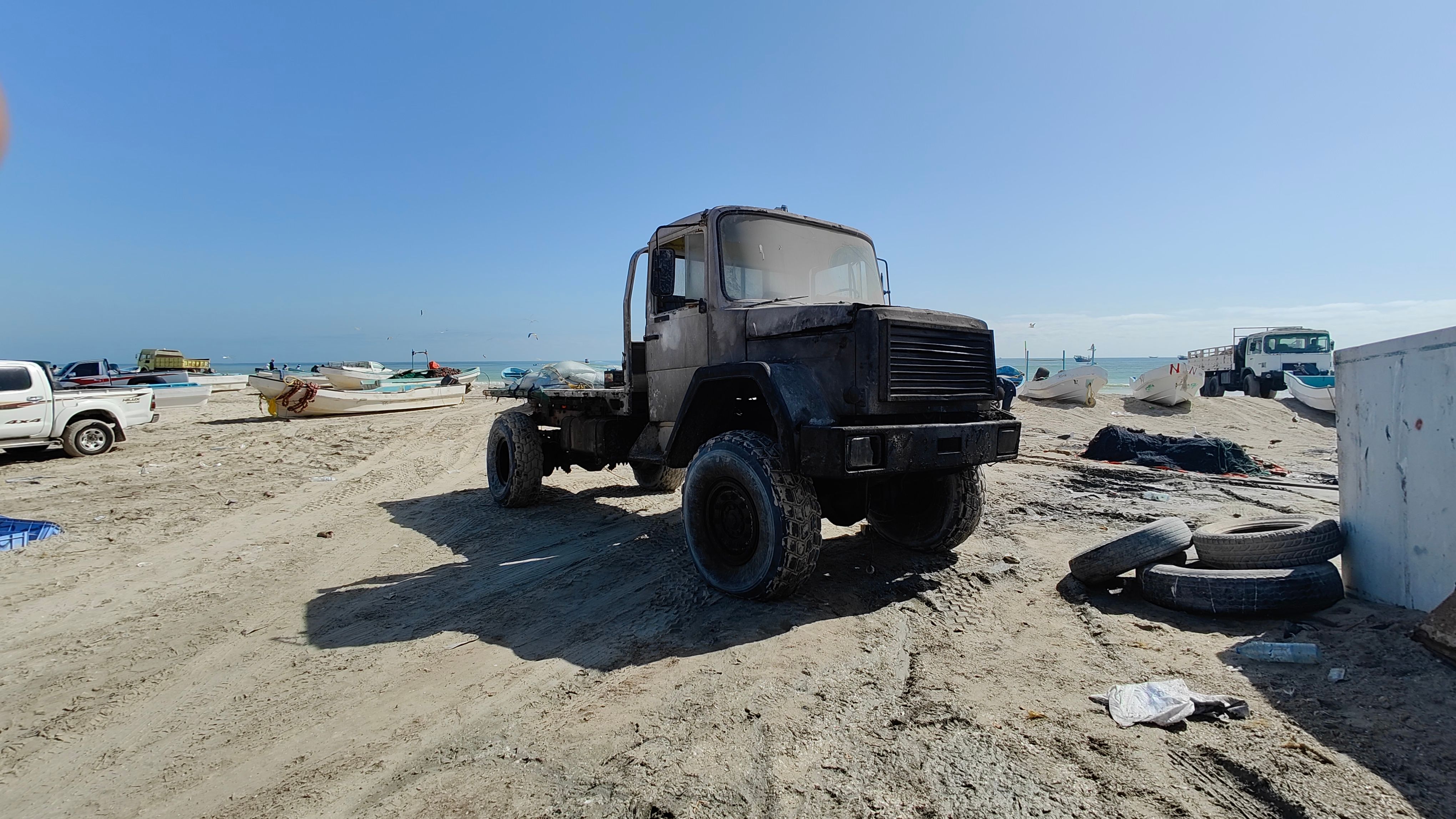 Beach Truck Photos, Download The BEST Free Beach Truck Stock Photos ...