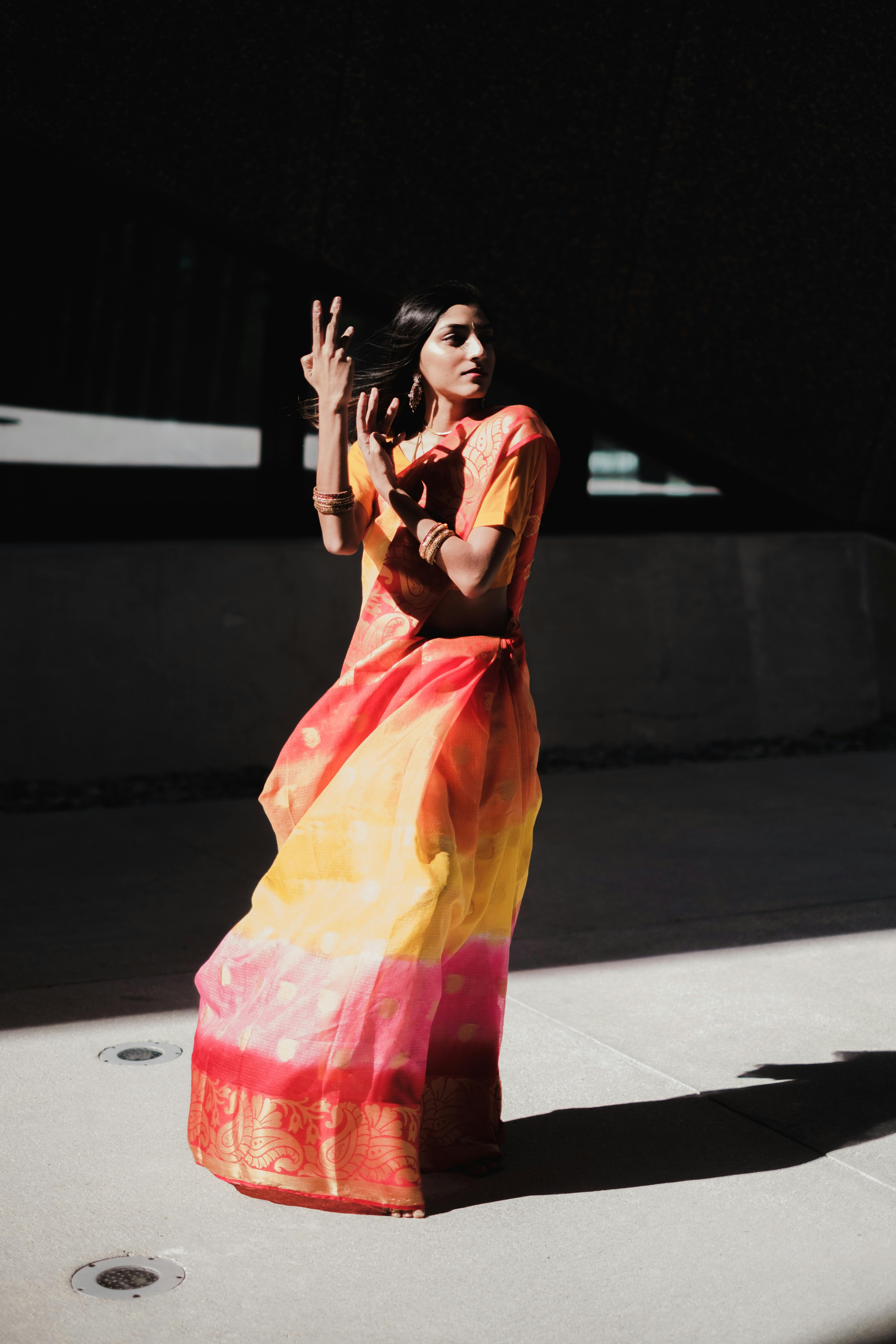 115,761+ Best Free Indian saree model Stock Photos & Images · 100% ...