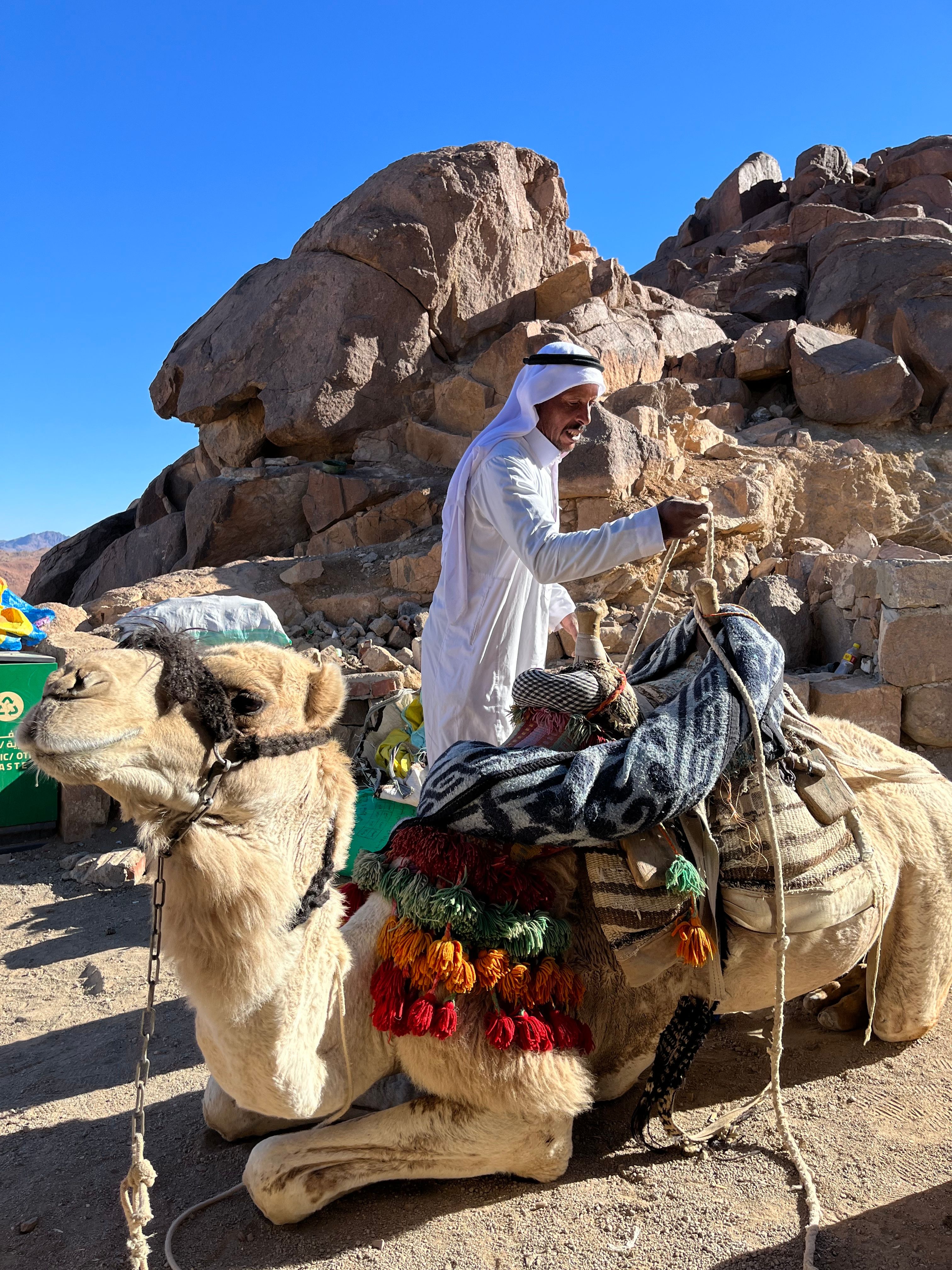 Man Wearing Tunic Photos, Download The BEST Free Man Wearing Tunic ...