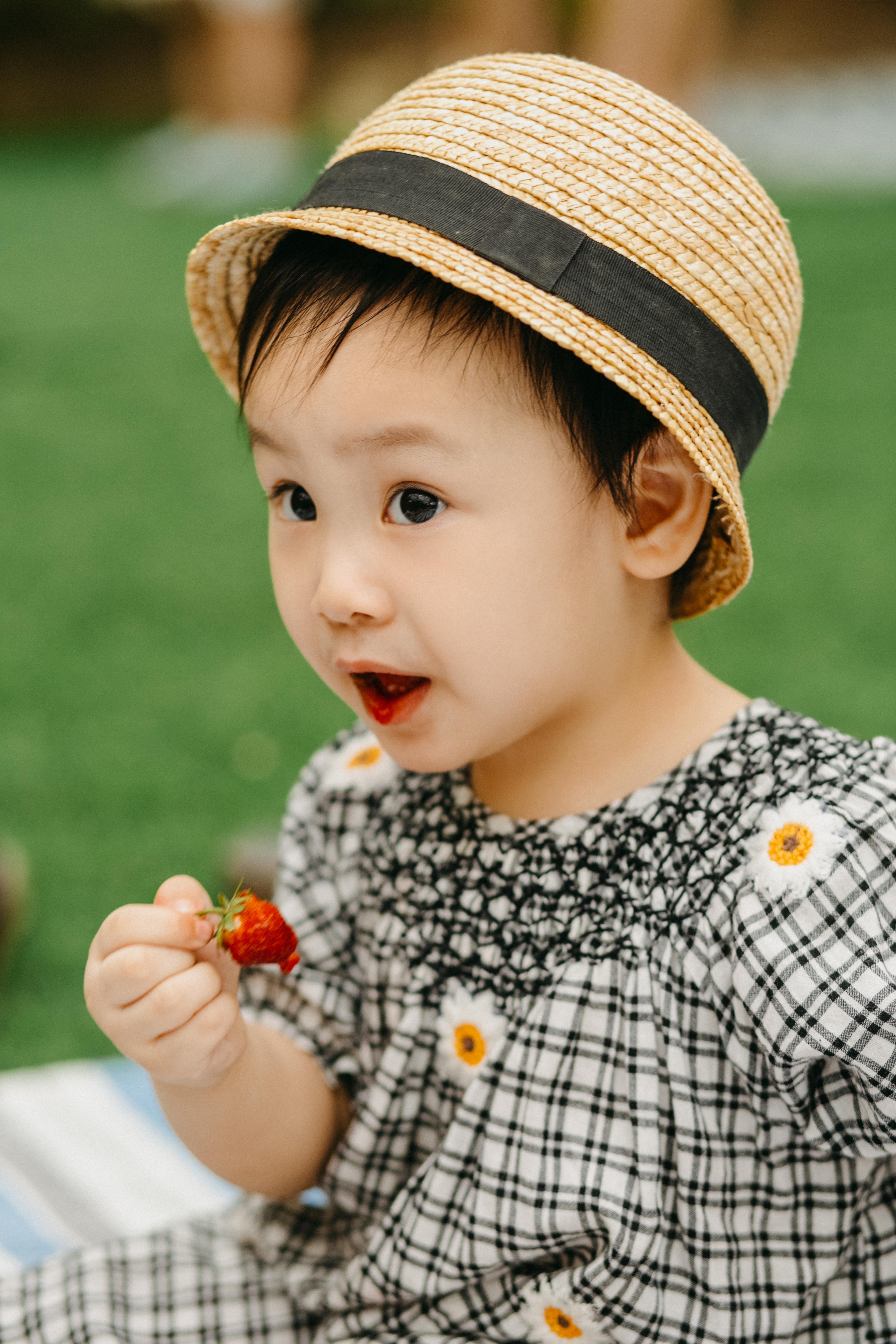 Exploring Taste Photos, Download The BEST Free Exploring Taste Stock ...