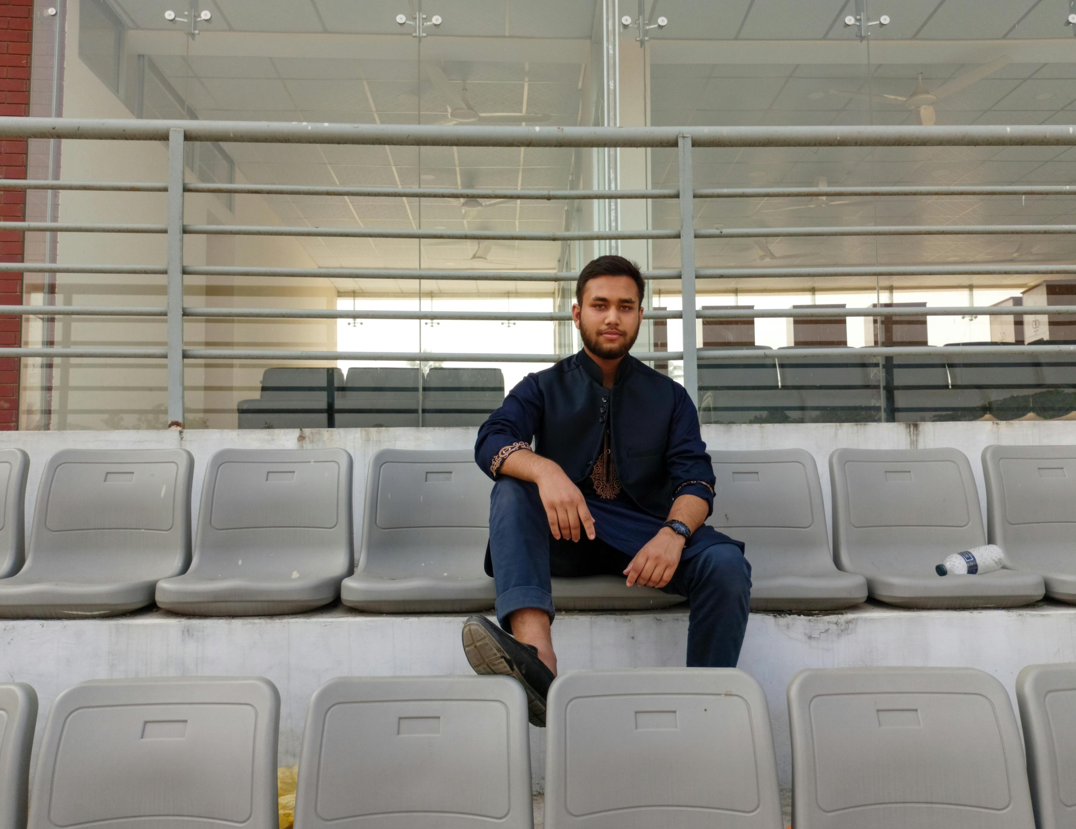 Model Seating Photos, Download The BEST Free Model Seating Stock Photos ...