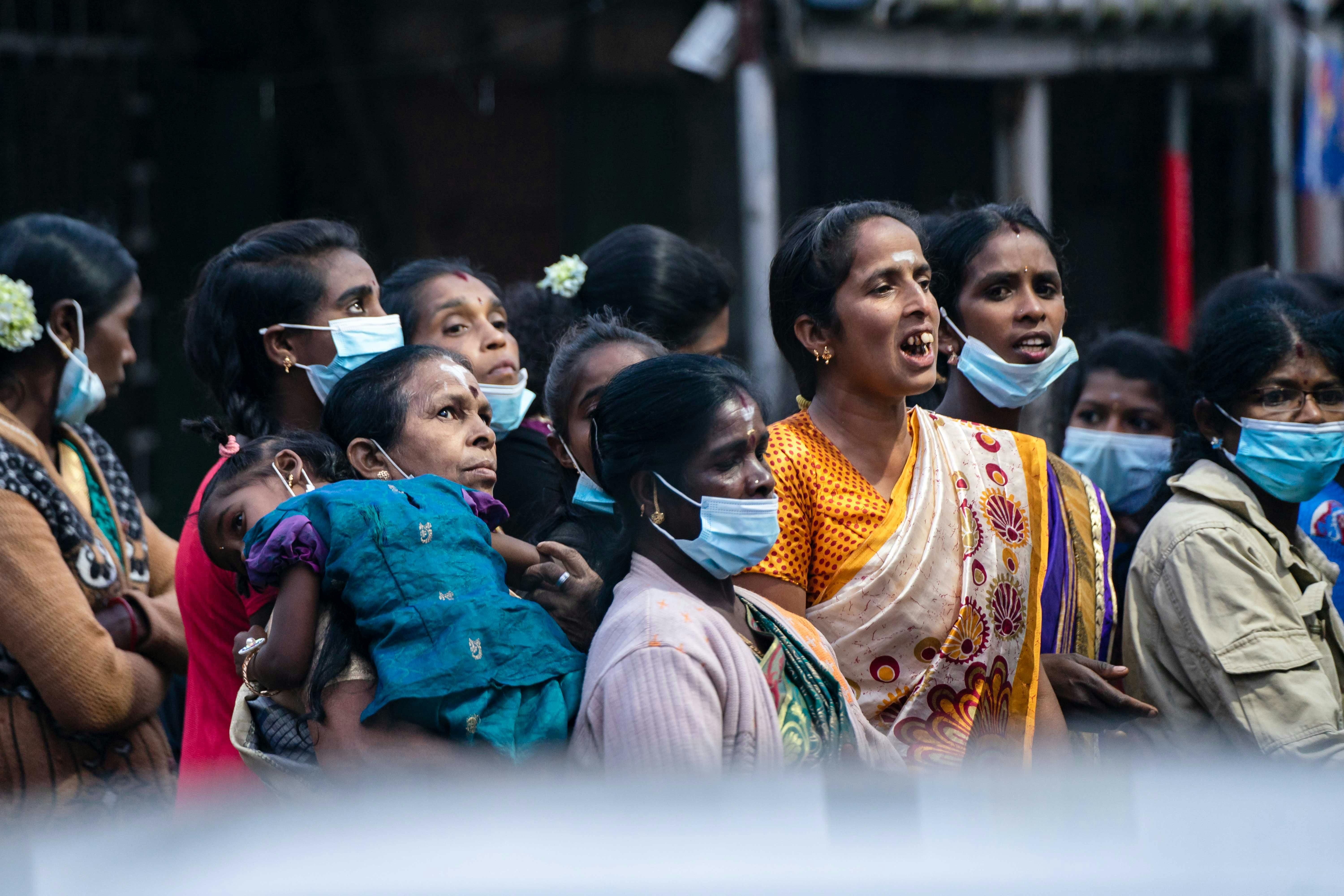 People With Masked Faces Photos, Download The BEST Free People With ...