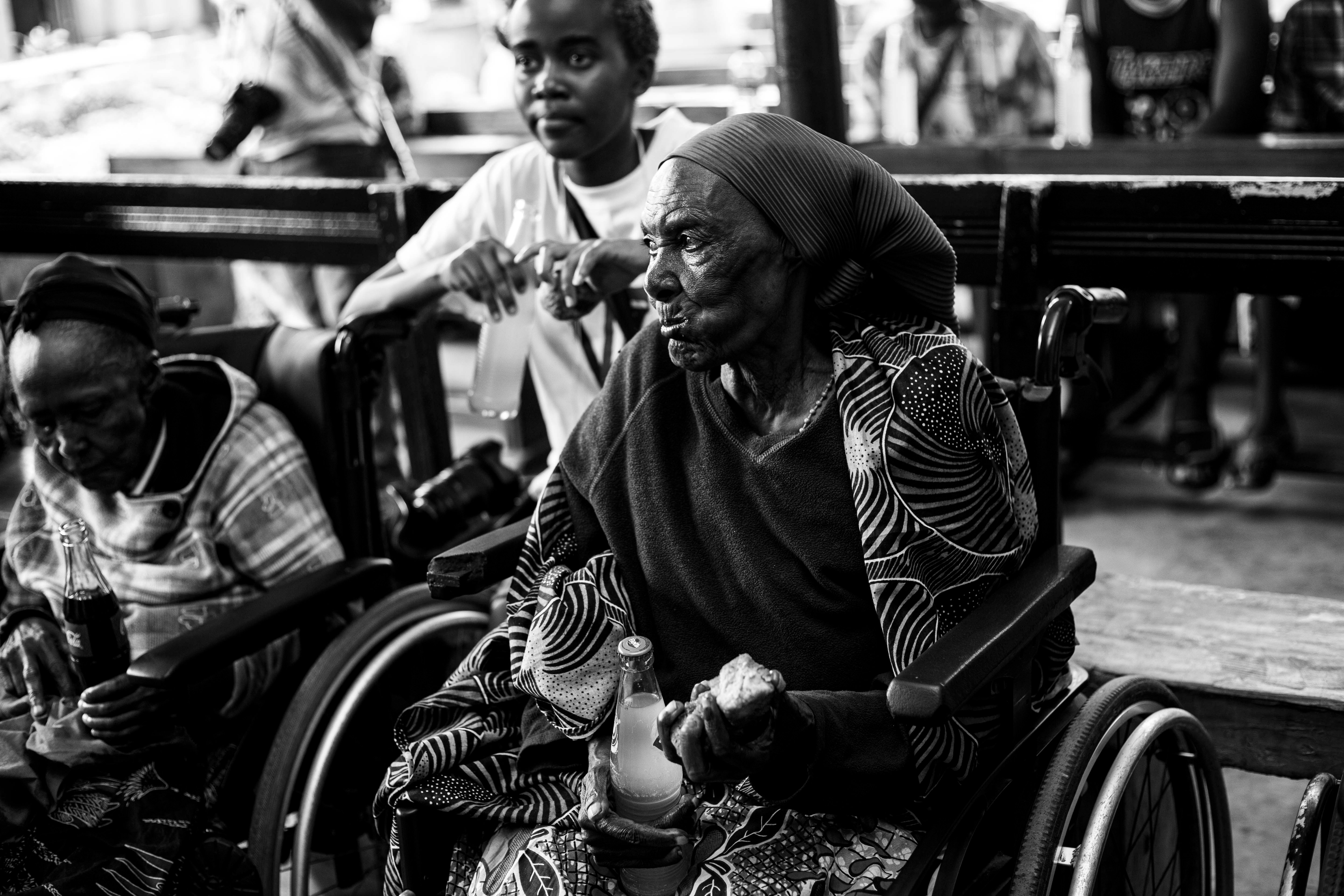 People In Wheelchairs Photos, Download The BEST Free People In ...