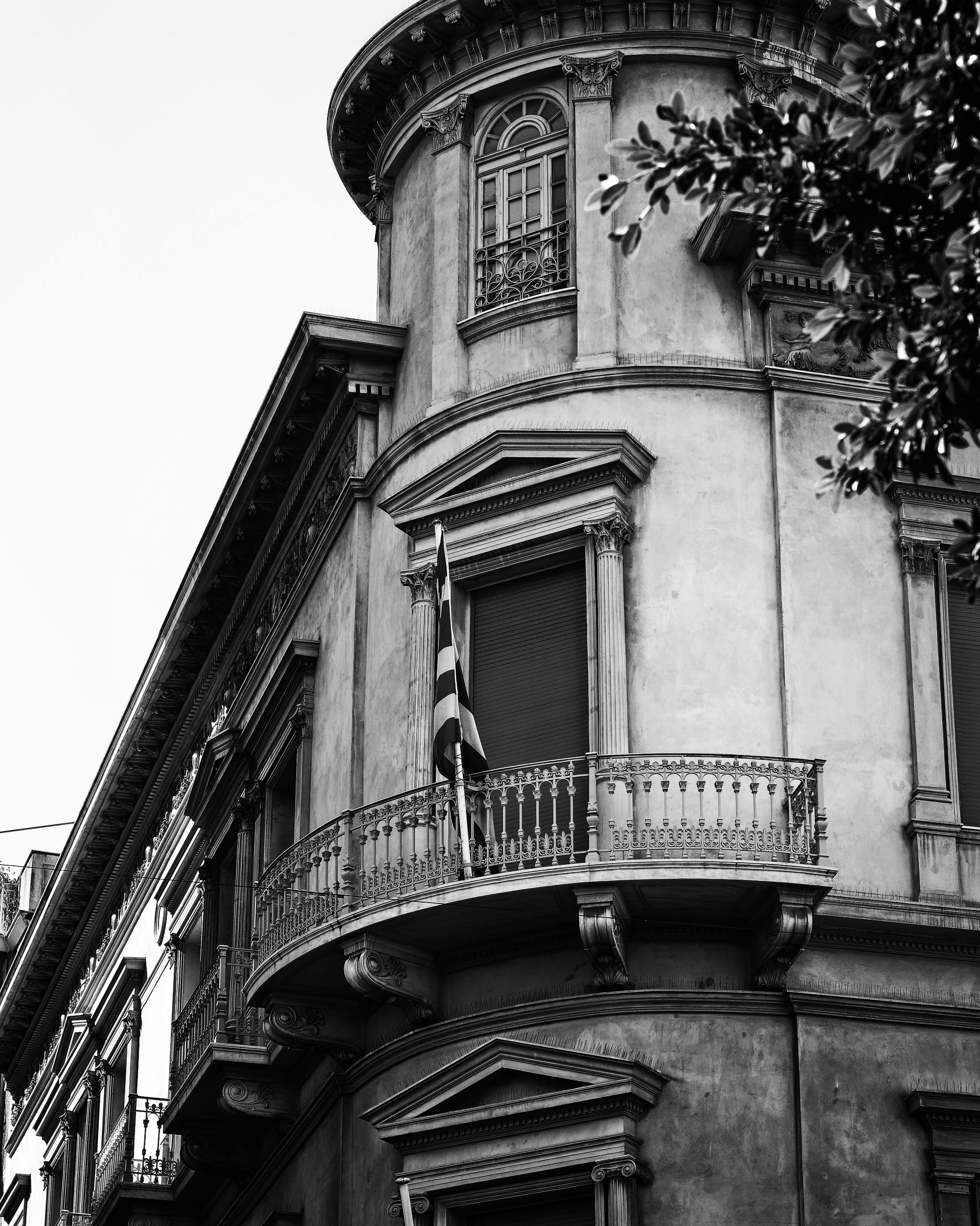 Multi-colored Concrete Building · Free Stock Photo