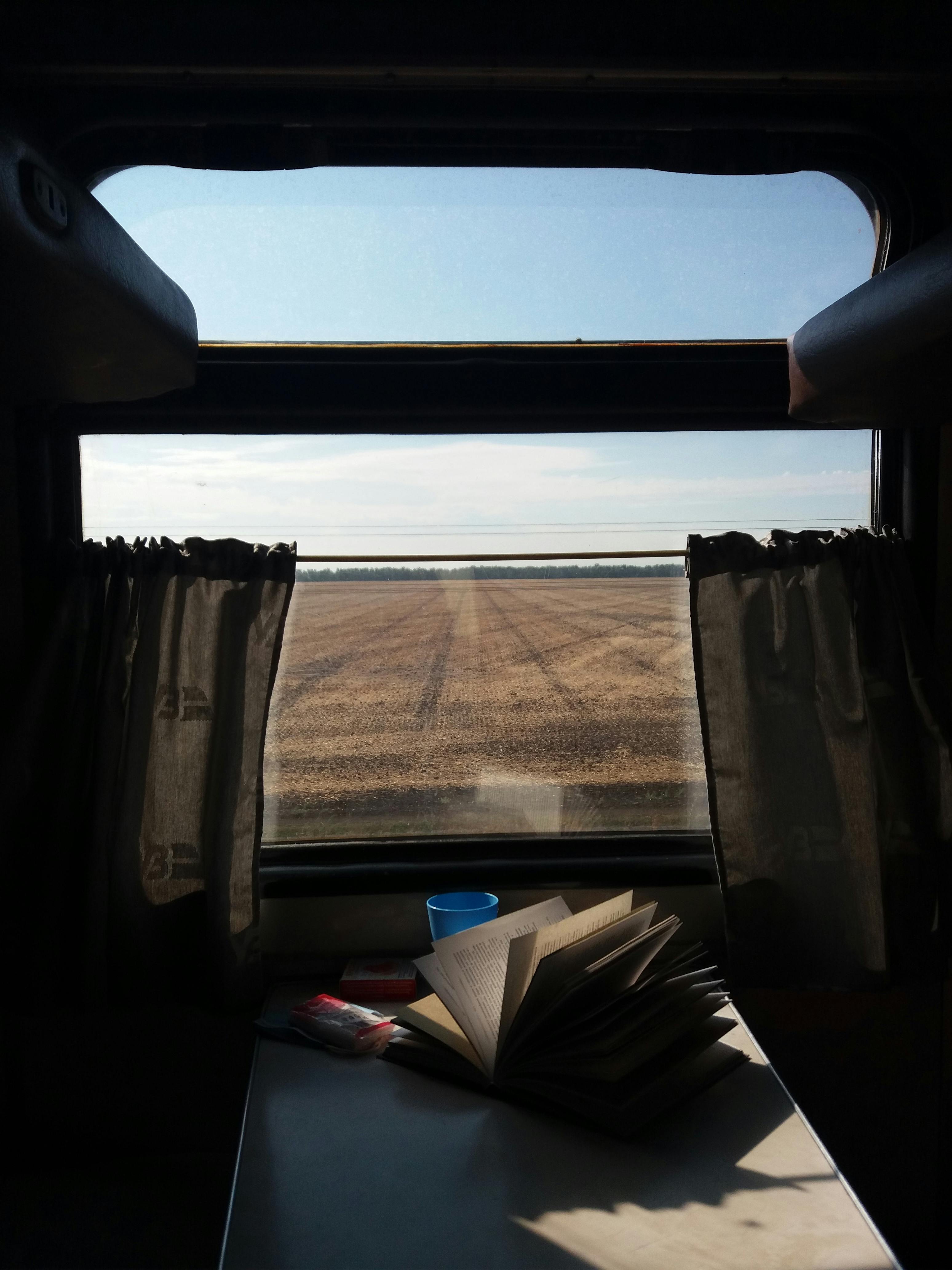 Train Window View Photos, Download The BEST Free Train Window View ...