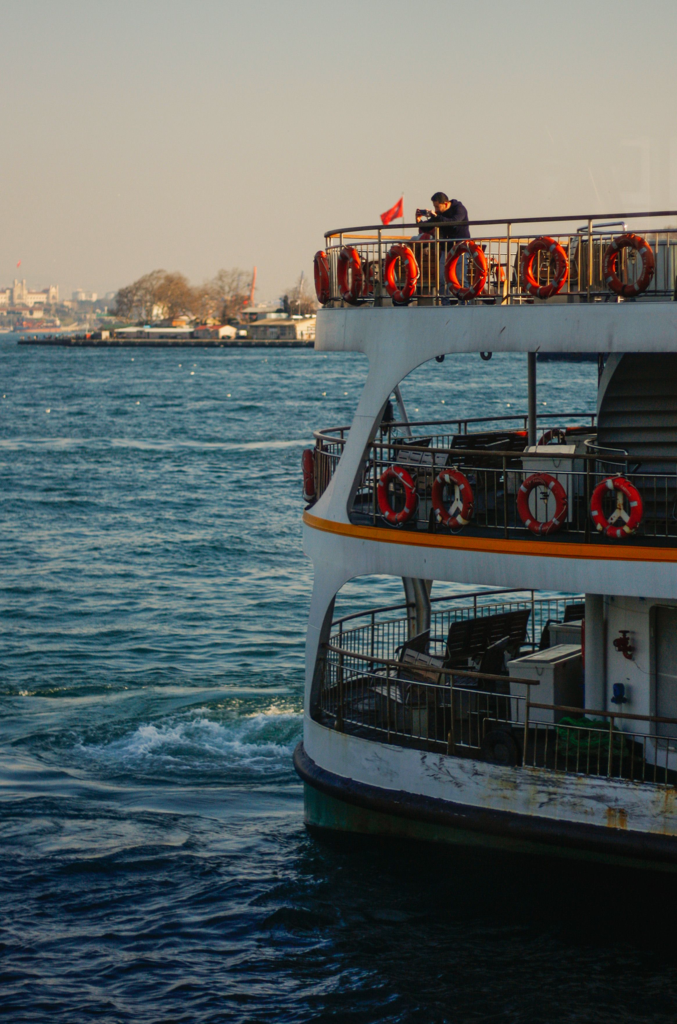 Ferry Boat cruising on Body of Water · Free Stock Photo