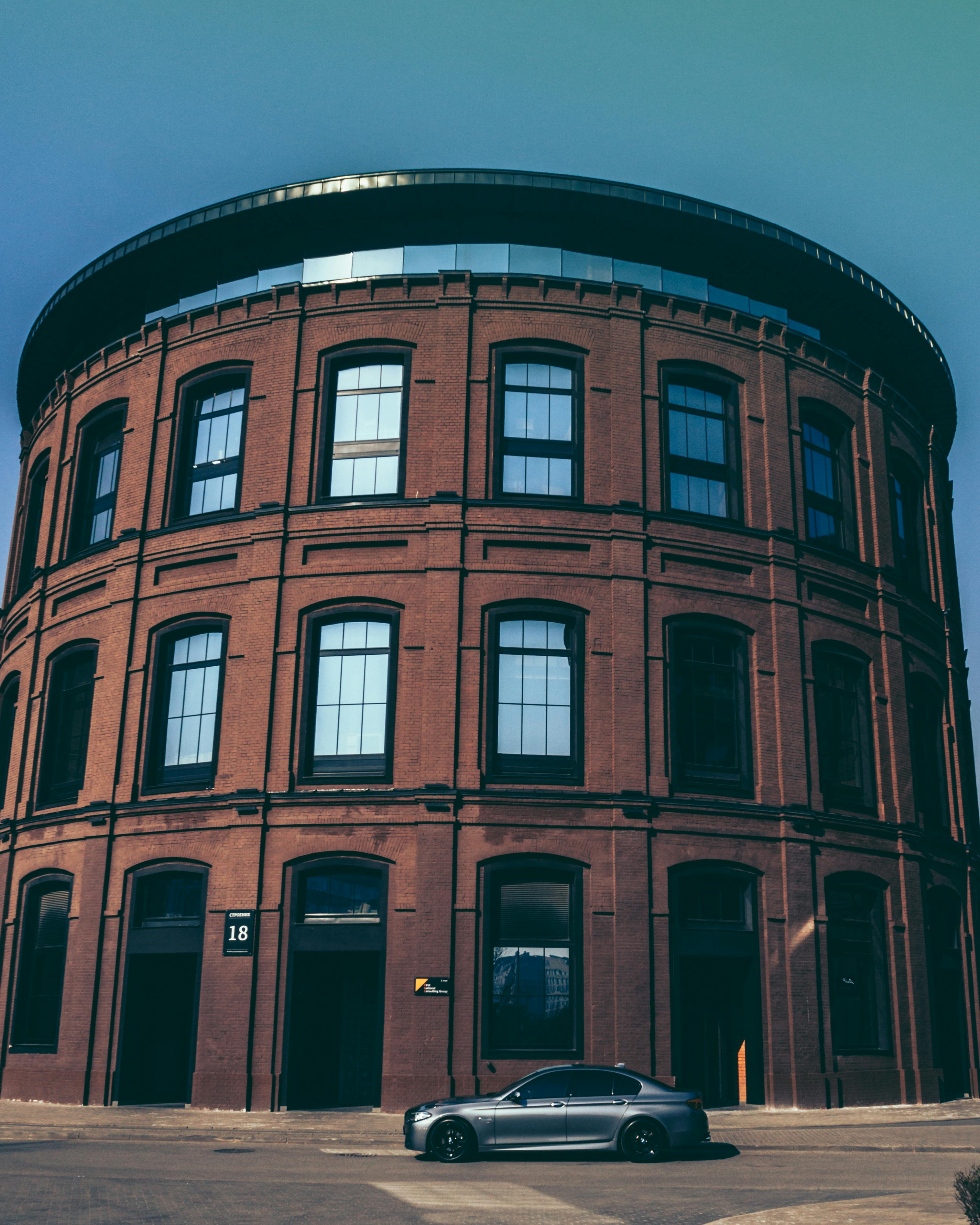 Round Urban Architecture · Free Stock Photo