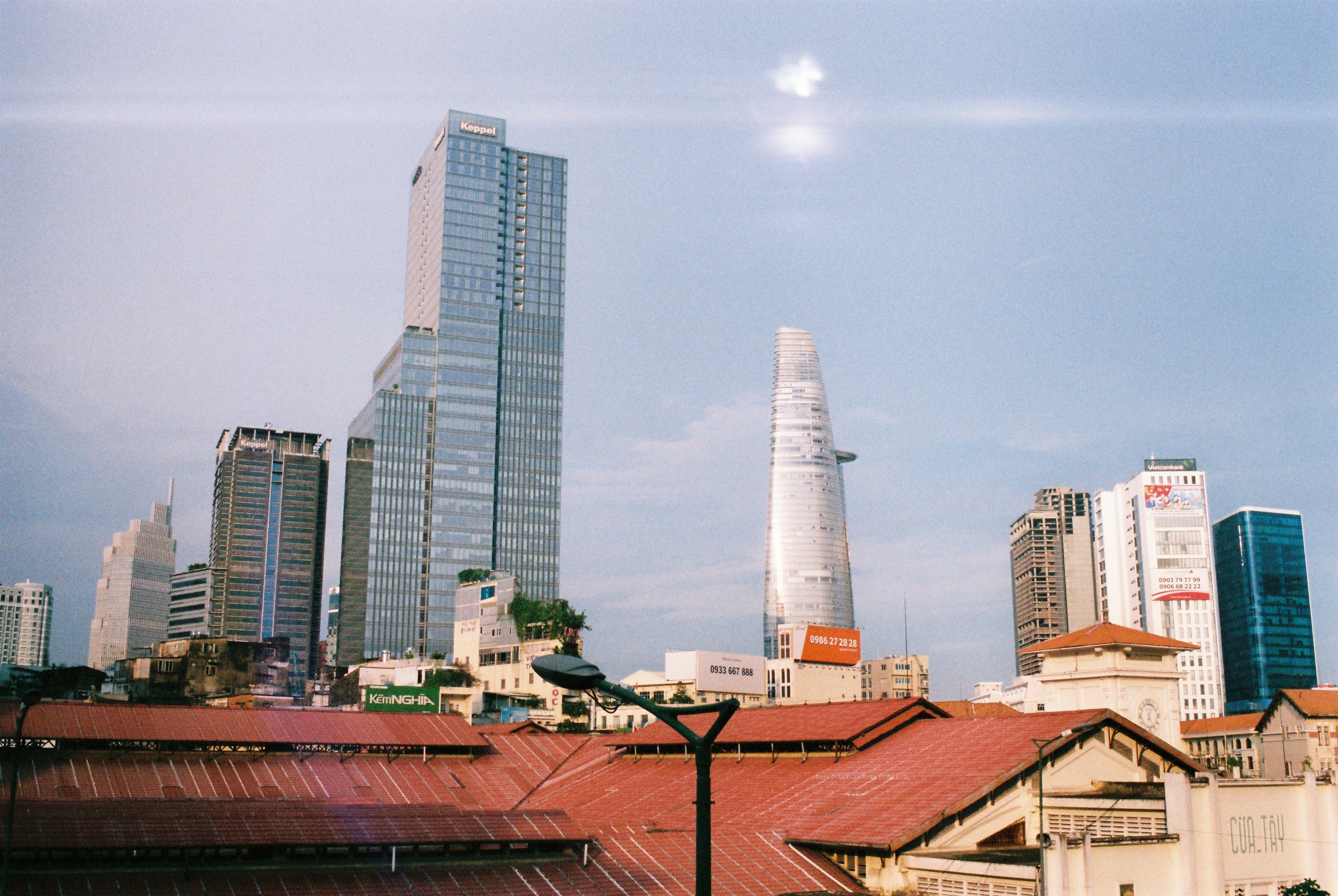 Buildings in the Modern City · Free Stock Photo