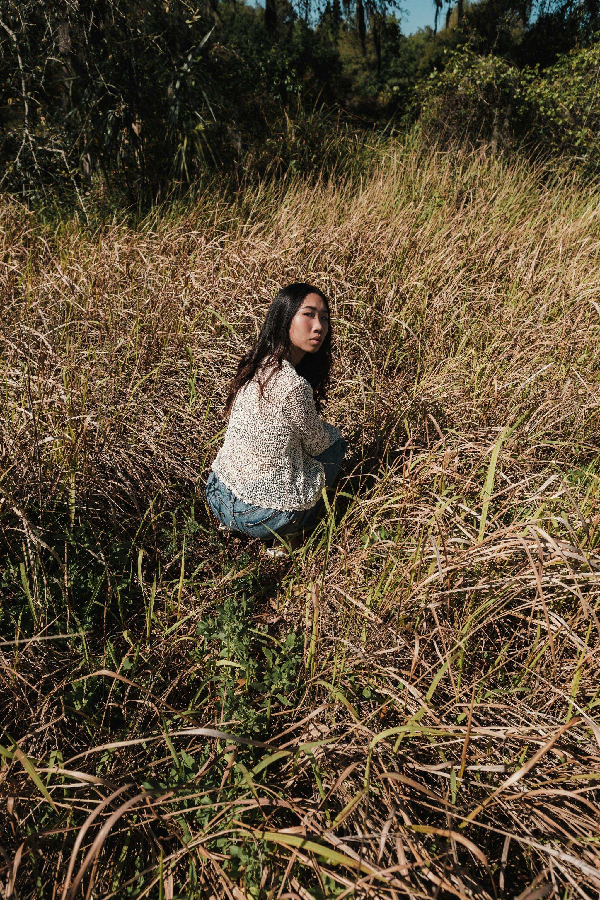 159,298+ Best Free Looking back Stock Photos & Images · 100% Royalty ...