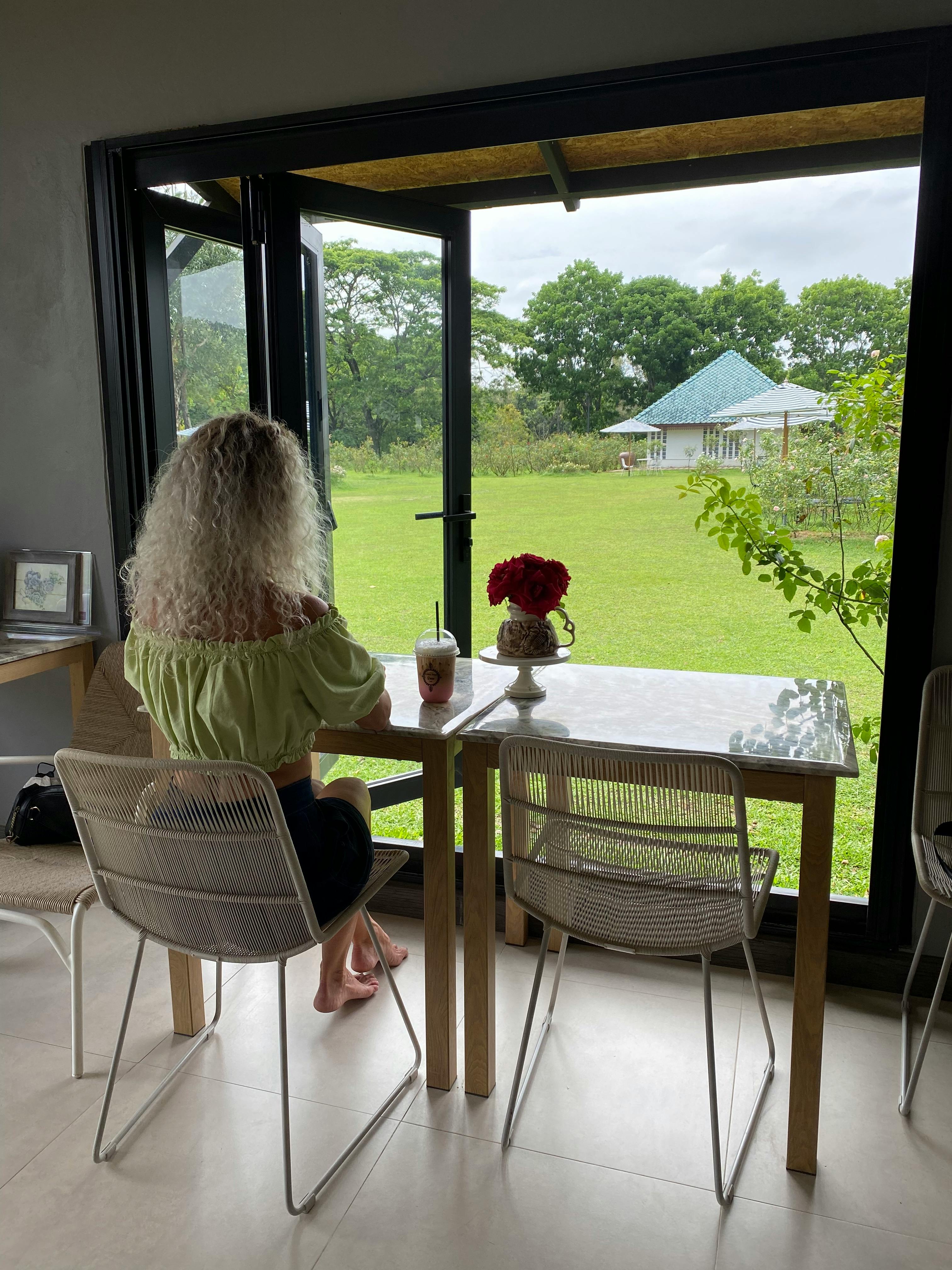 690+ Best Free Backview Stock Photos & Images · 100% Royalty-Free HD ...