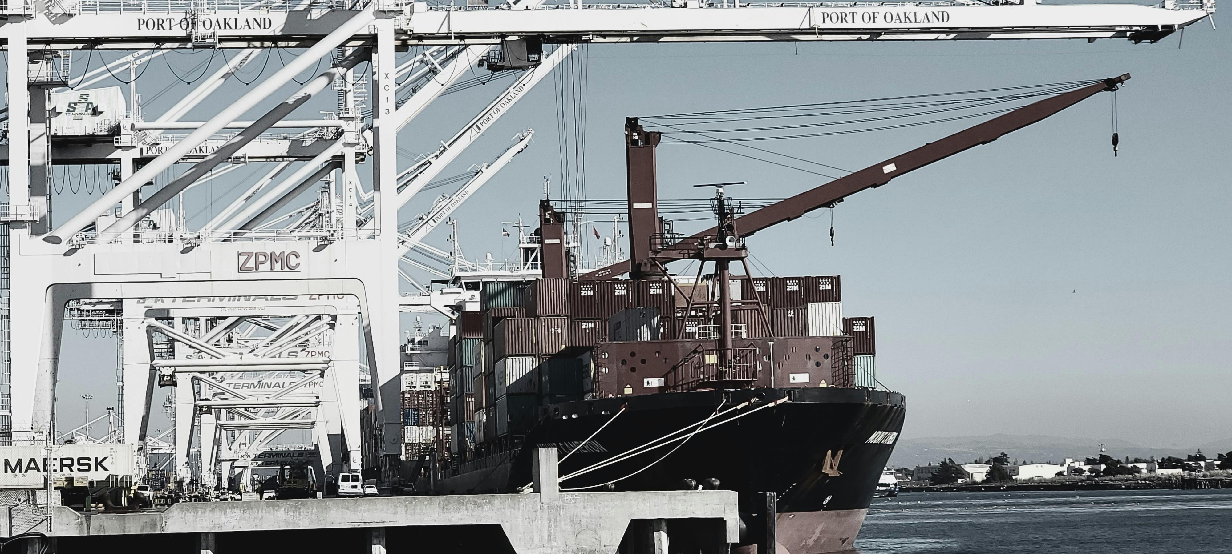 20 fotos y vídeos de Port Of Oakland guardados por Peter Sisco