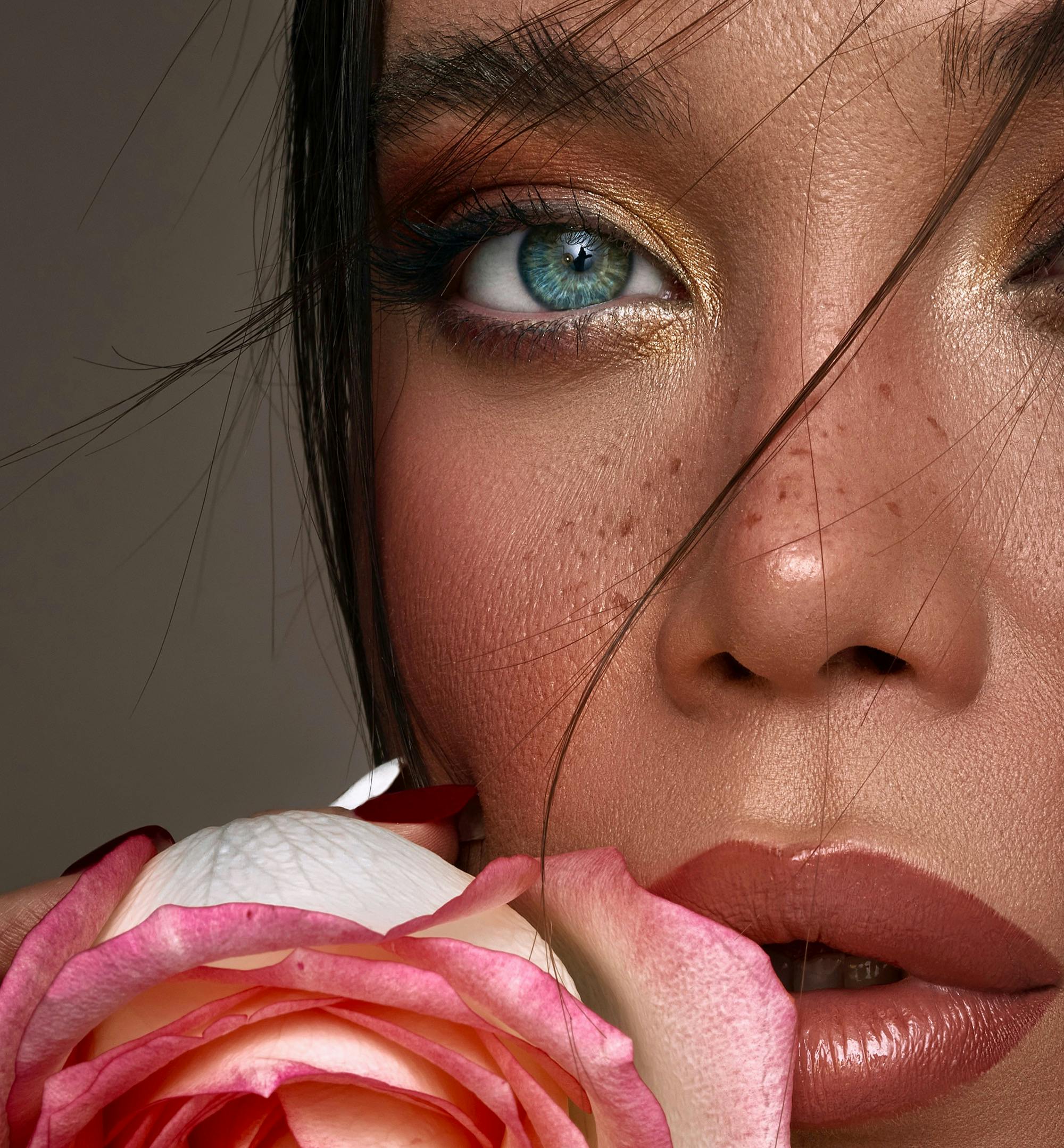 Extreme Close-up Photo of a Beautiful Woman · Free Stock Photo