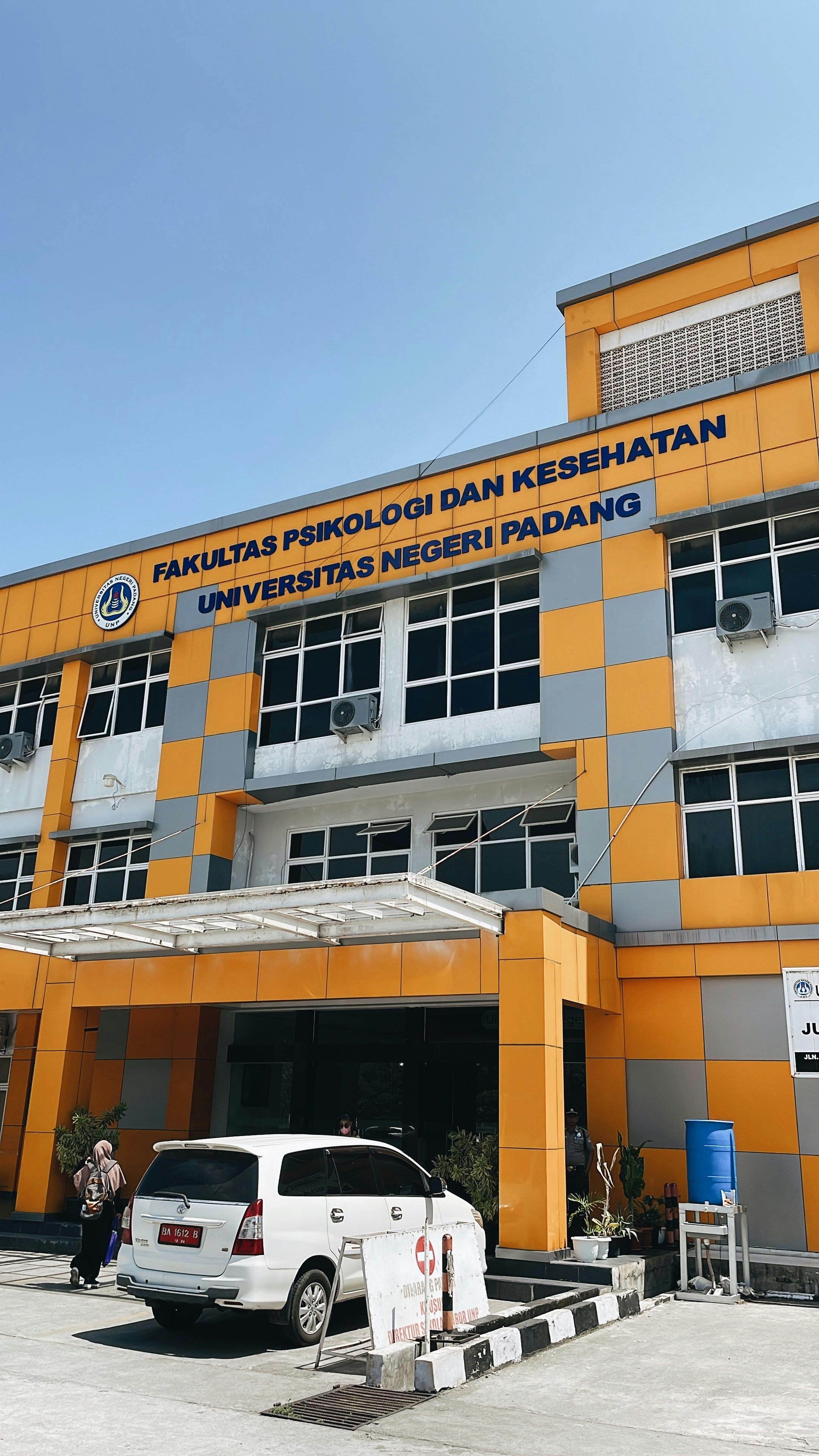 Maju University Photos, Download Free Maju University Stock Photos & HD ...